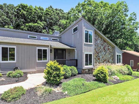 Photo 2 of 8401 Raintree Lane, Charlotte, NC