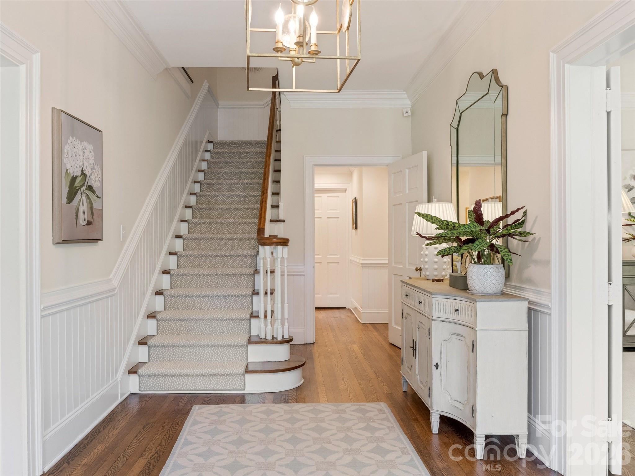 714 Edgehill Road N, Charlotte, NC - photo 3 of 49
