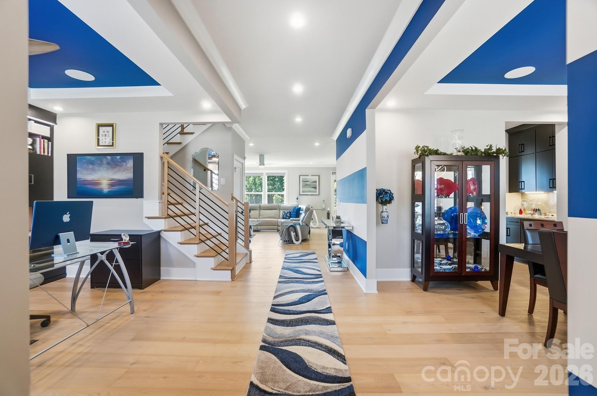 Photo 3 of 5225 Glenwalk Drive, Charlotte, NC