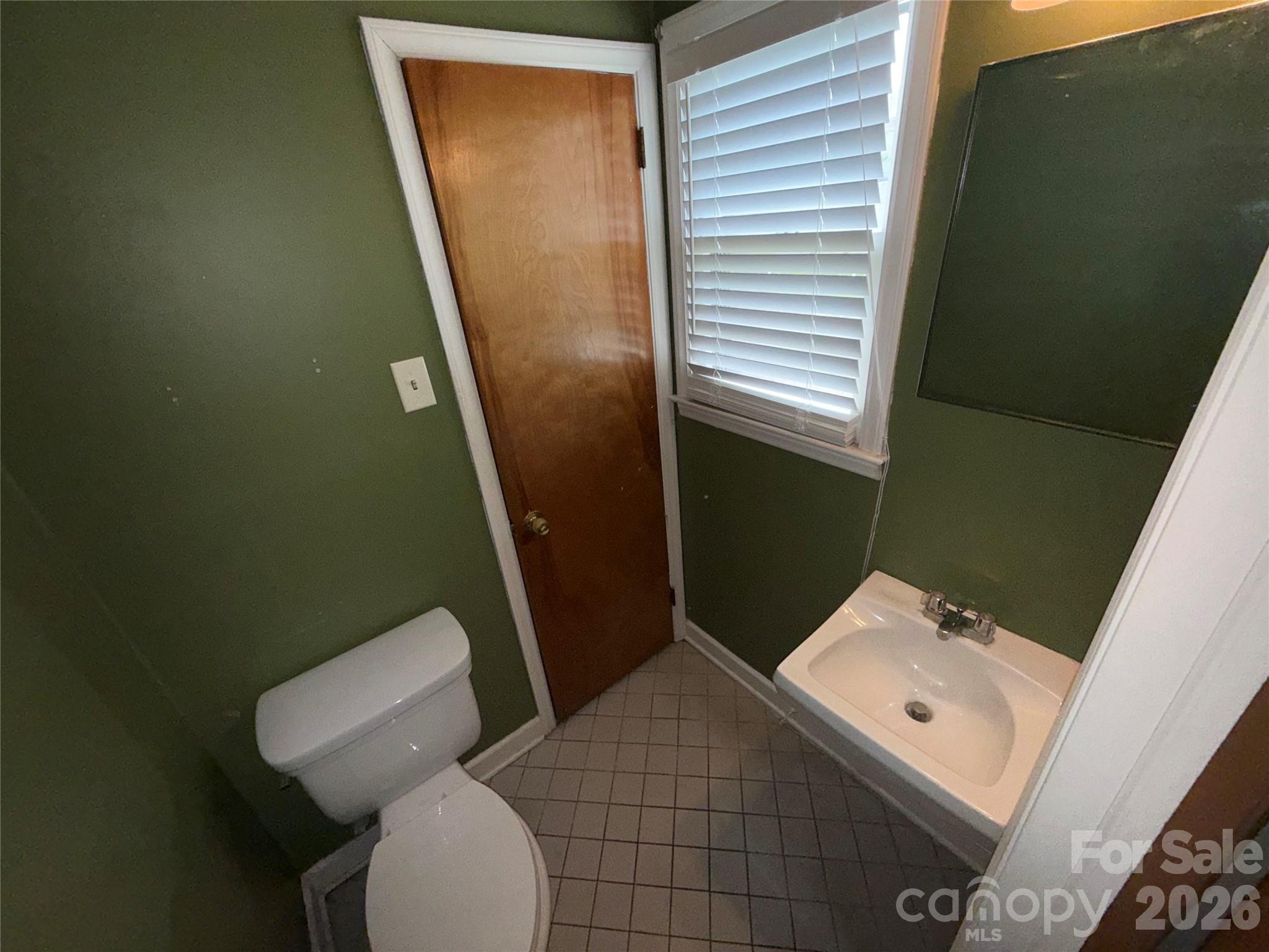 Home for sale at 3930 Fircrest Drive, Charlotte, NC — photo 19 of 23