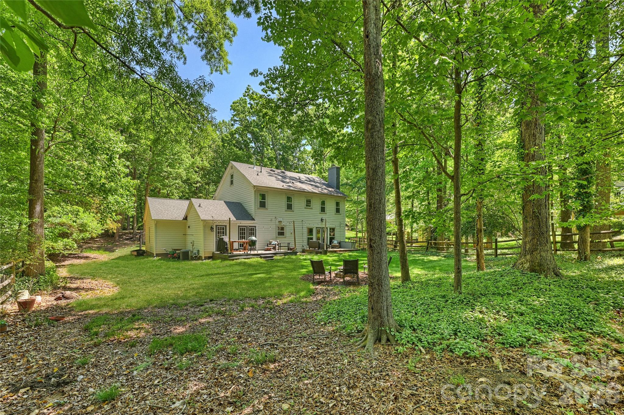 Photo 34 of 5525 Lancelot Drive, Charlotte, NC
