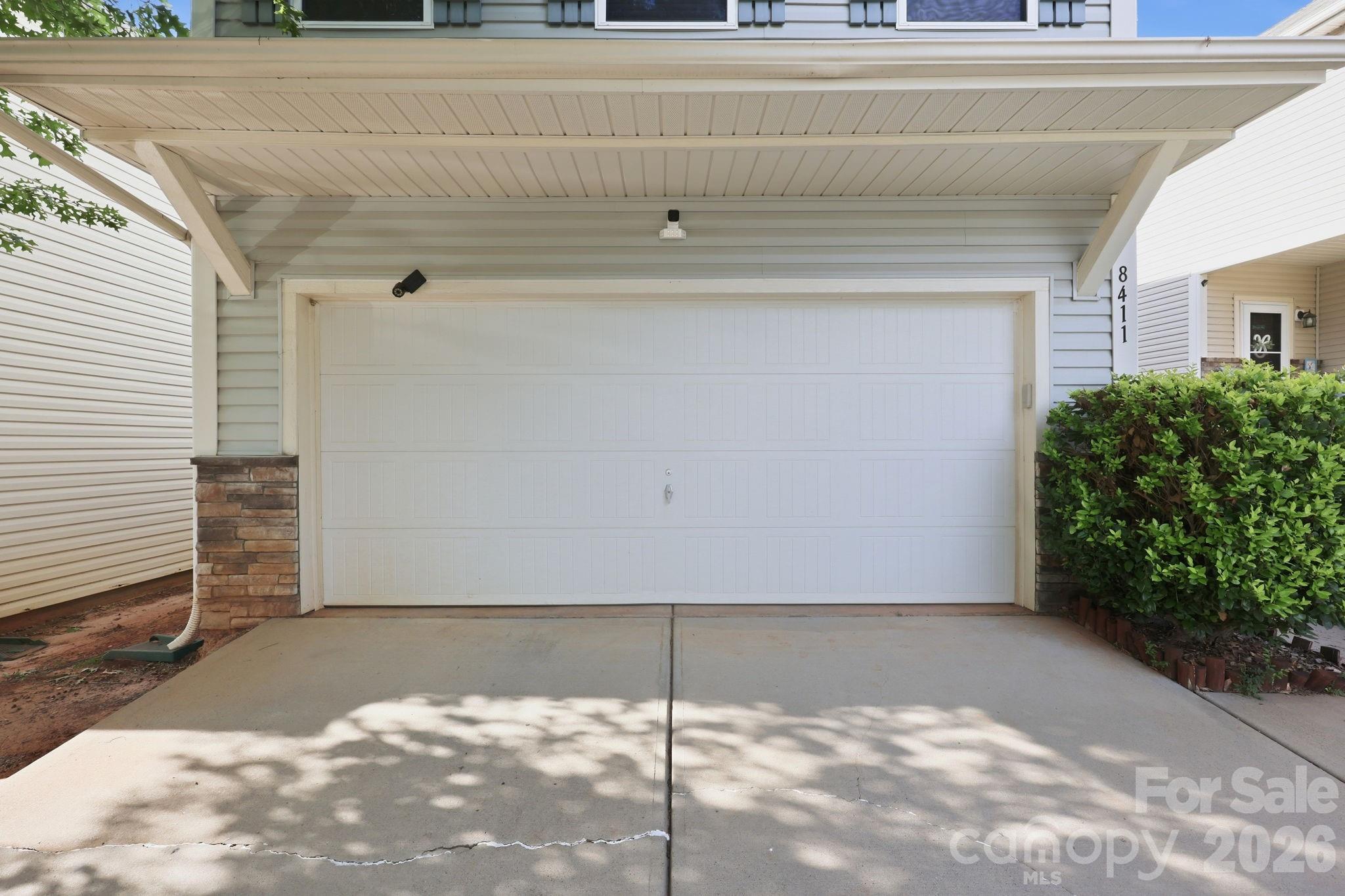 Home for sale at 8411 Washoe Pine Lane, Charlotte, NC — photo 3 of 34