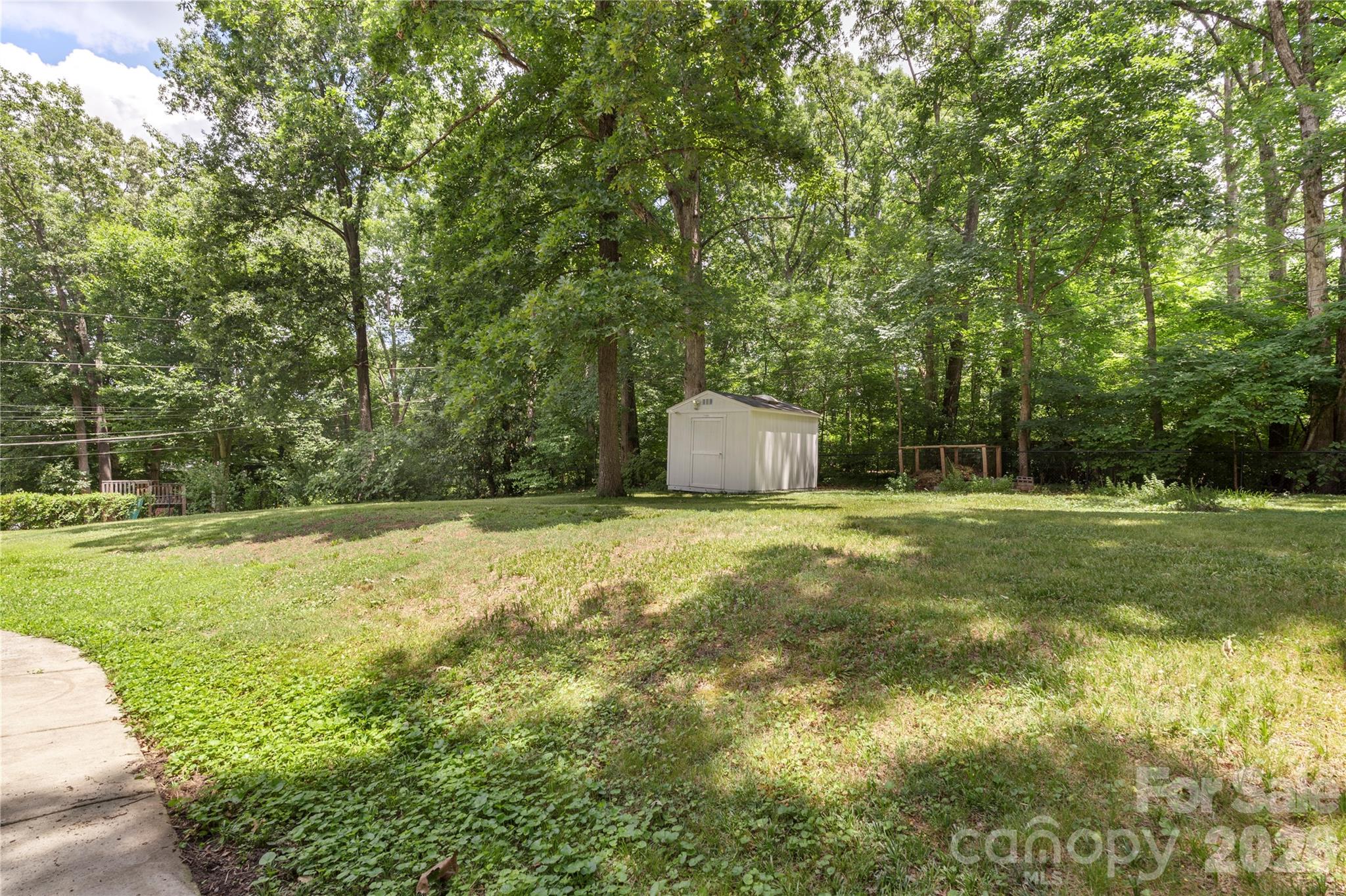 Home for sale at 221 Kingsway Circle, Charlotte, NC — photo 43 of 48