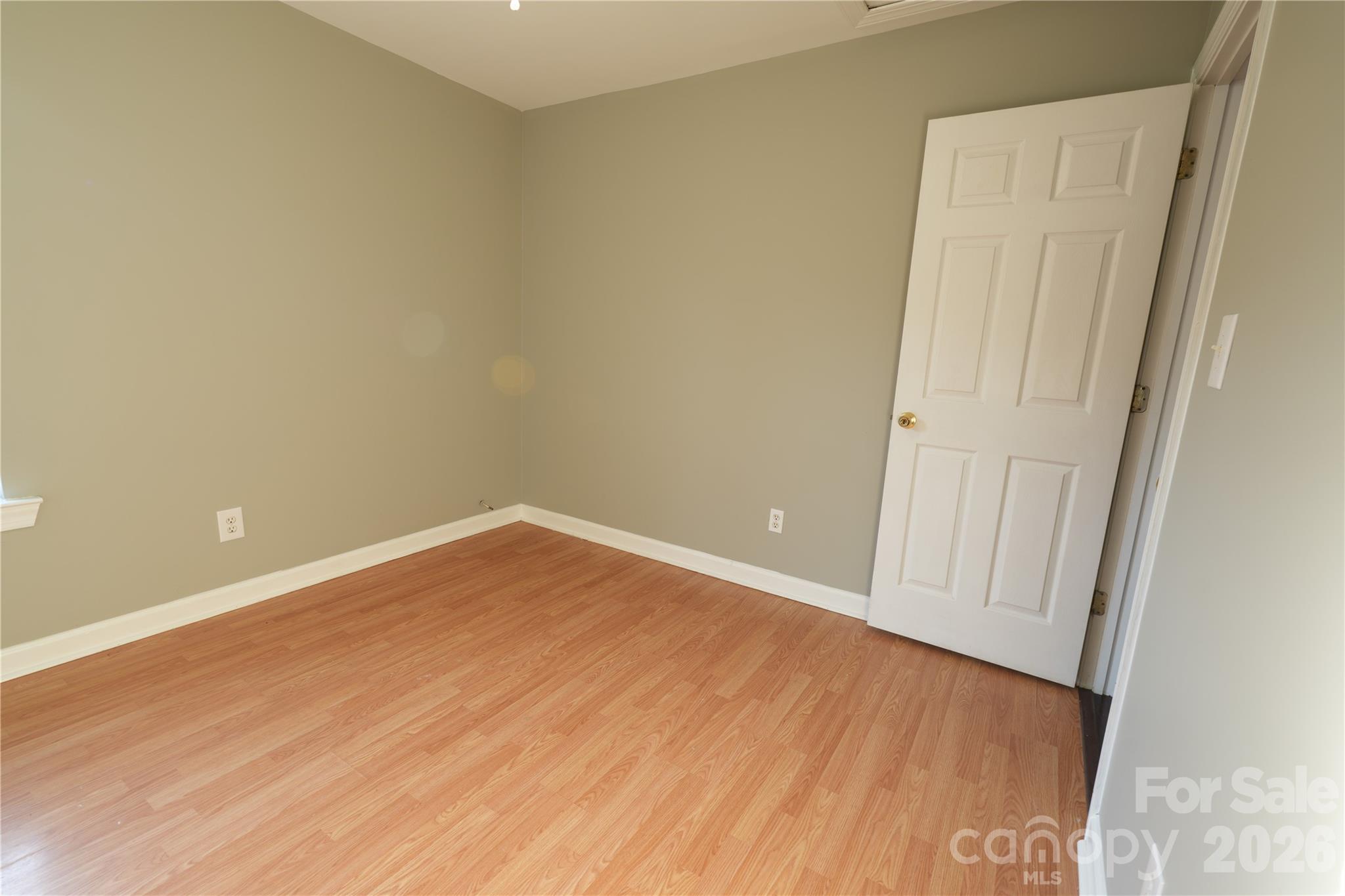 Photo 14 of 6410 Castlewynd Court, Charlotte, NC