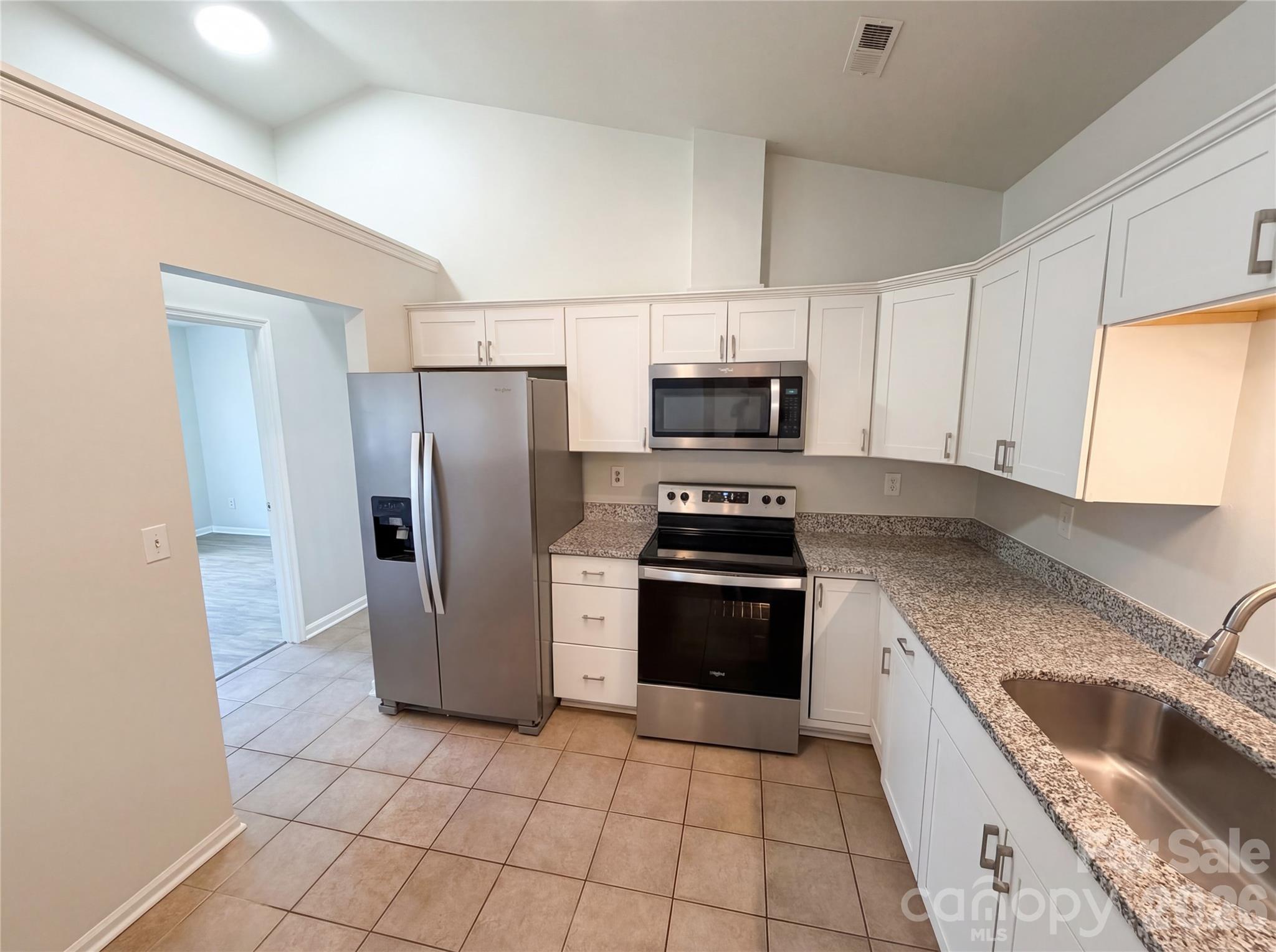 Photo 5 of 2324 Valleyview Drive, Charlotte, NC