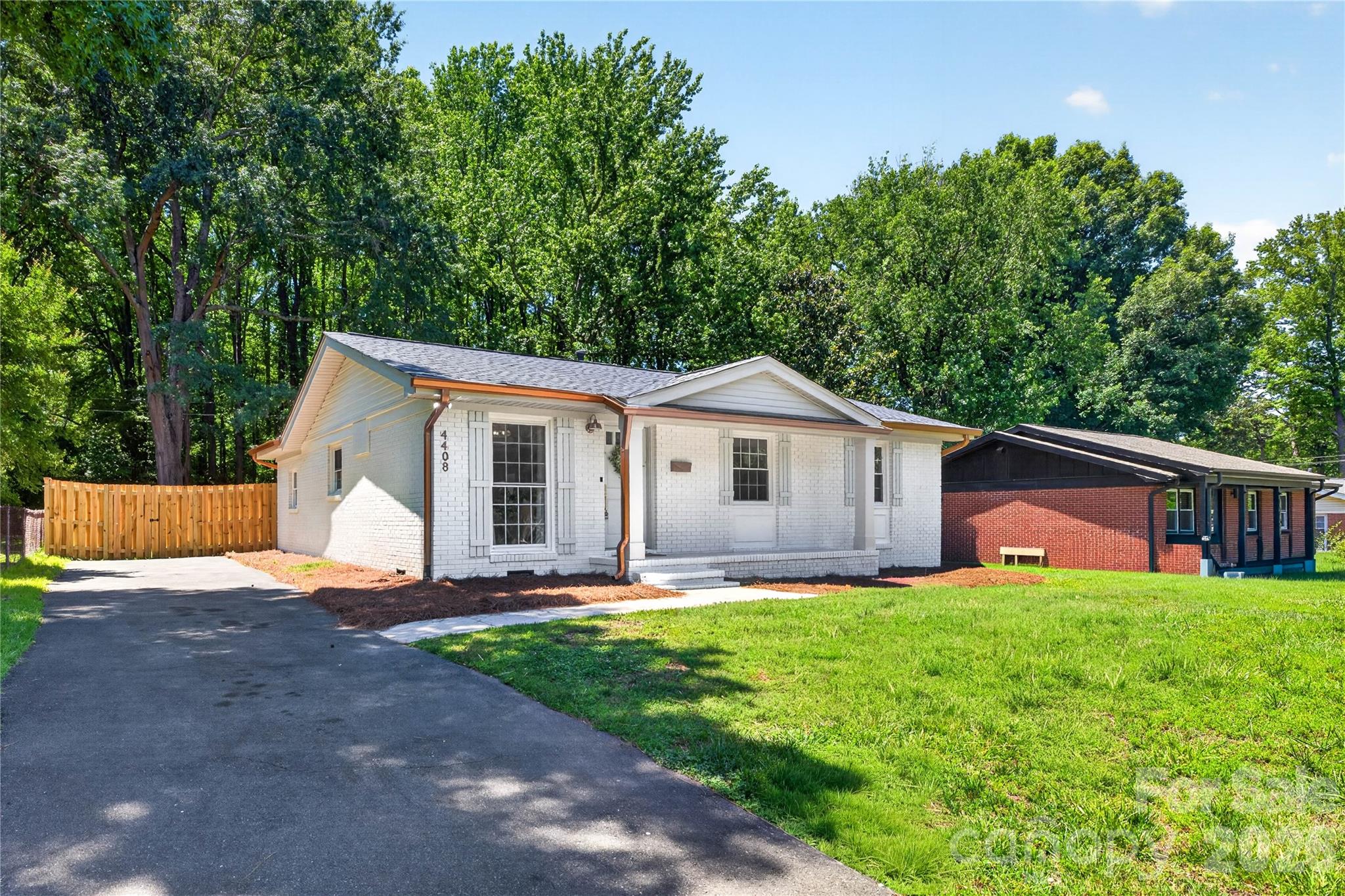 Photo 10 of 4408 Ivanhoe Place, Charlotte, NC