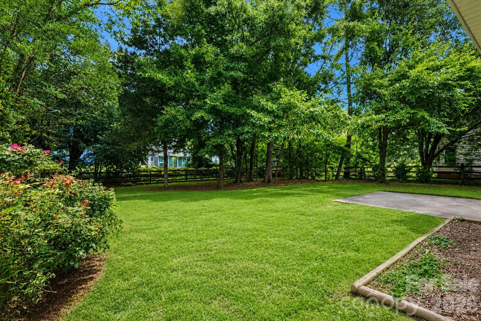 Photo 3 of 11327 Ridge Oak Drive, Charlotte, NC