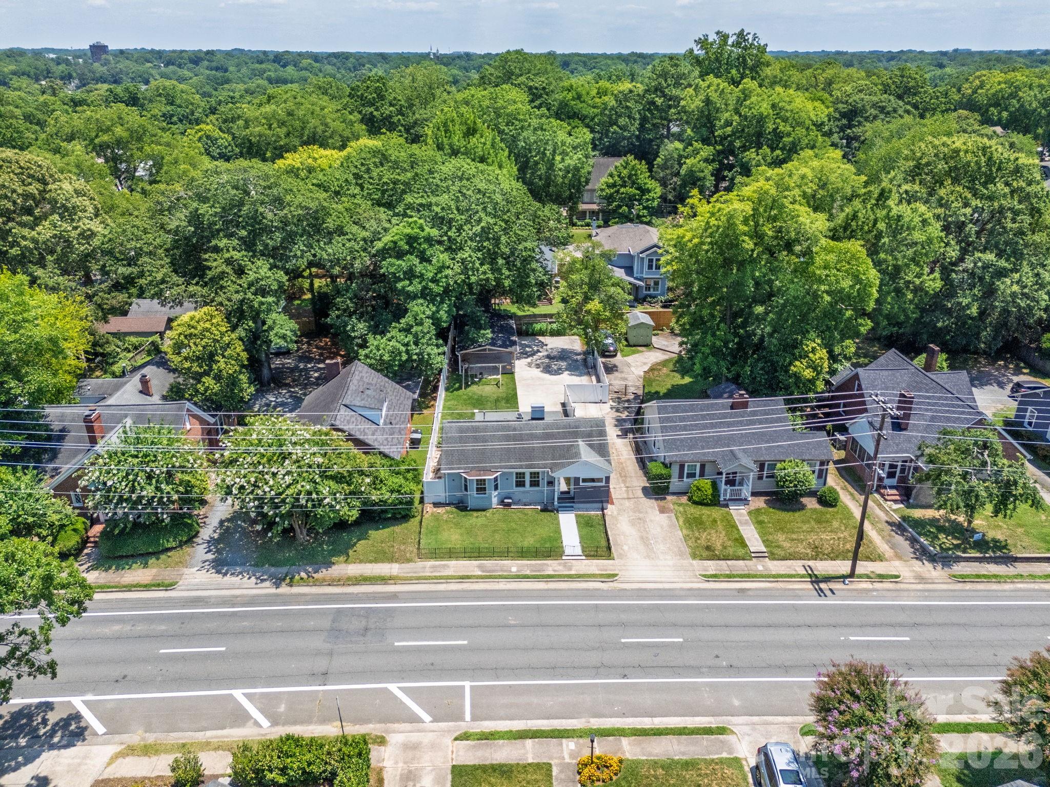 Home for sale at 2113 Scott Avenue, Charlotte, NC — photo 36 of 37