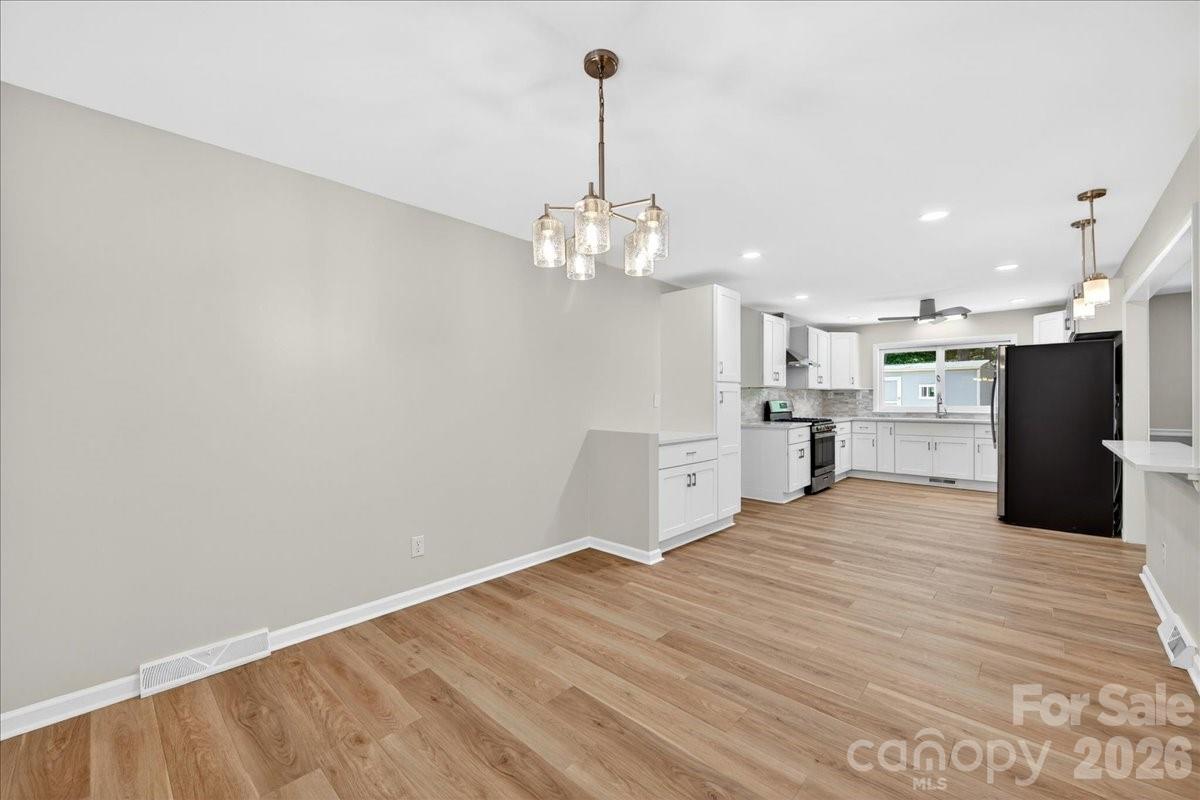 6018 Donegal Drive, Charlotte, NC - photo 14 of 49