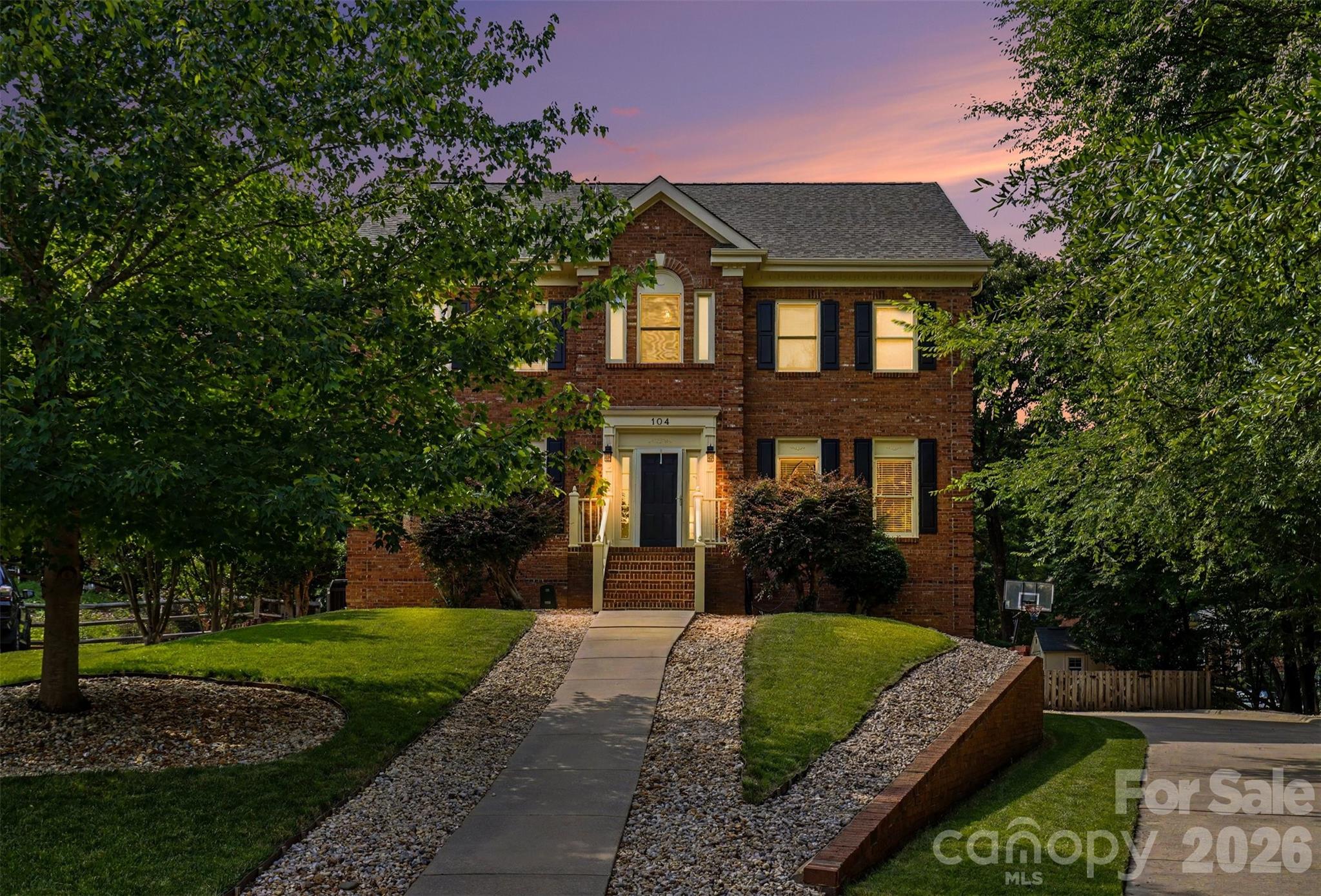 104 Southern Cross Lane, Matthews, NC