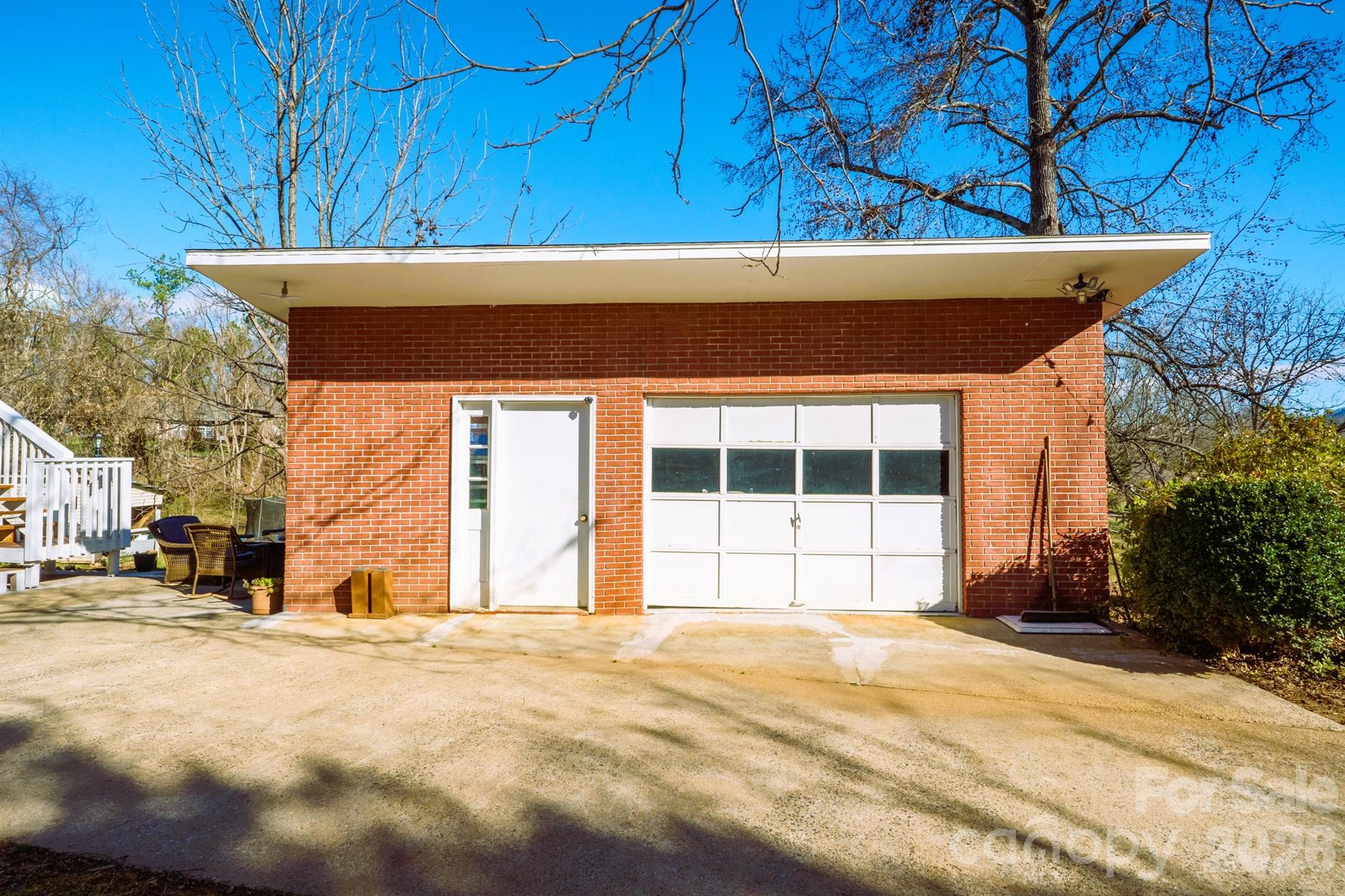 101 Bluebird Lane, Morganton, NC - photo 40 of 46