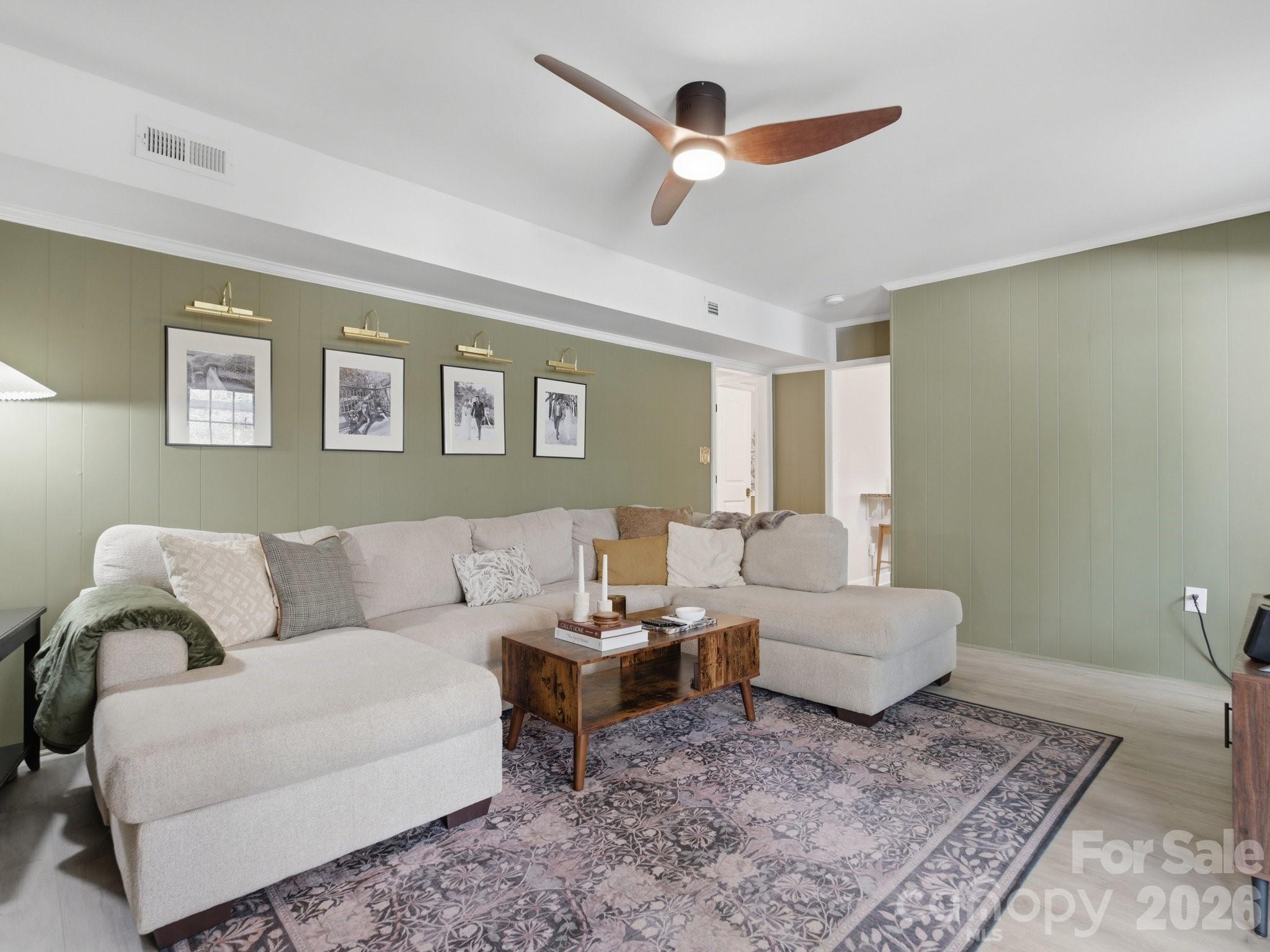 Photo 18 of 9234 Covedale Drive, Charlotte, NC