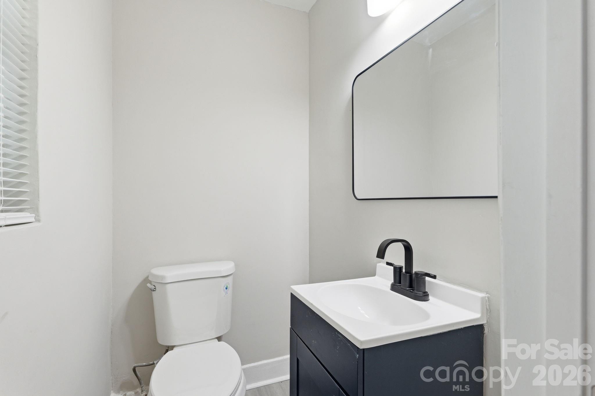 Photo 11 of 810 Echo Glen Road, Charlotte, NC