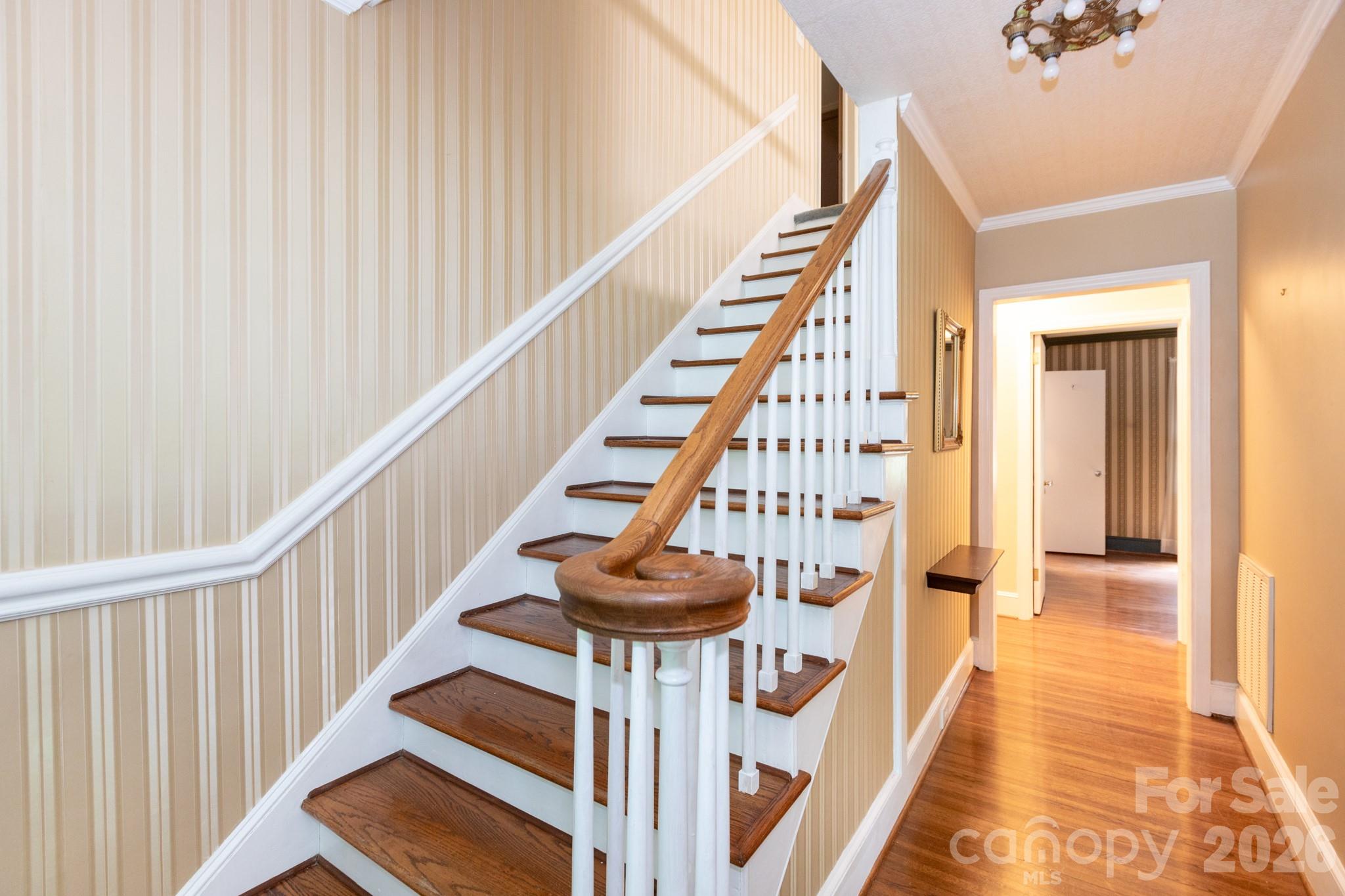 Photo 3 of 5511 Robinhood Road, Charlotte, NC