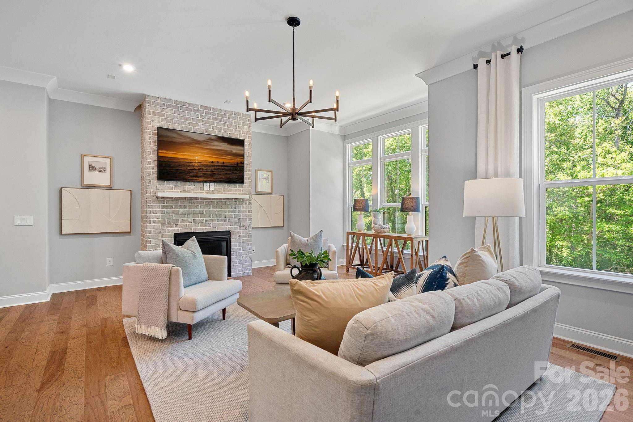 Photo 2 of 2543 Deacon Avenue, Charlotte, NC