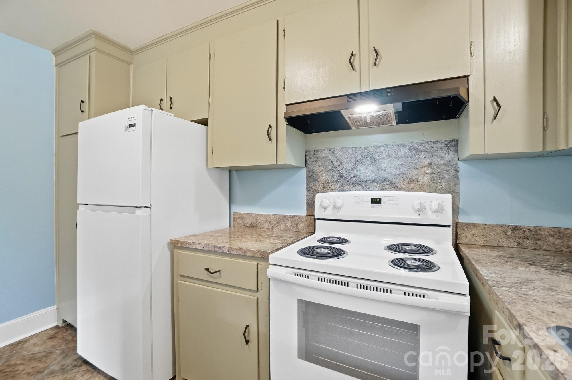 6239 Netherwood Drive, Charlotte, NC - photo 22 of 45