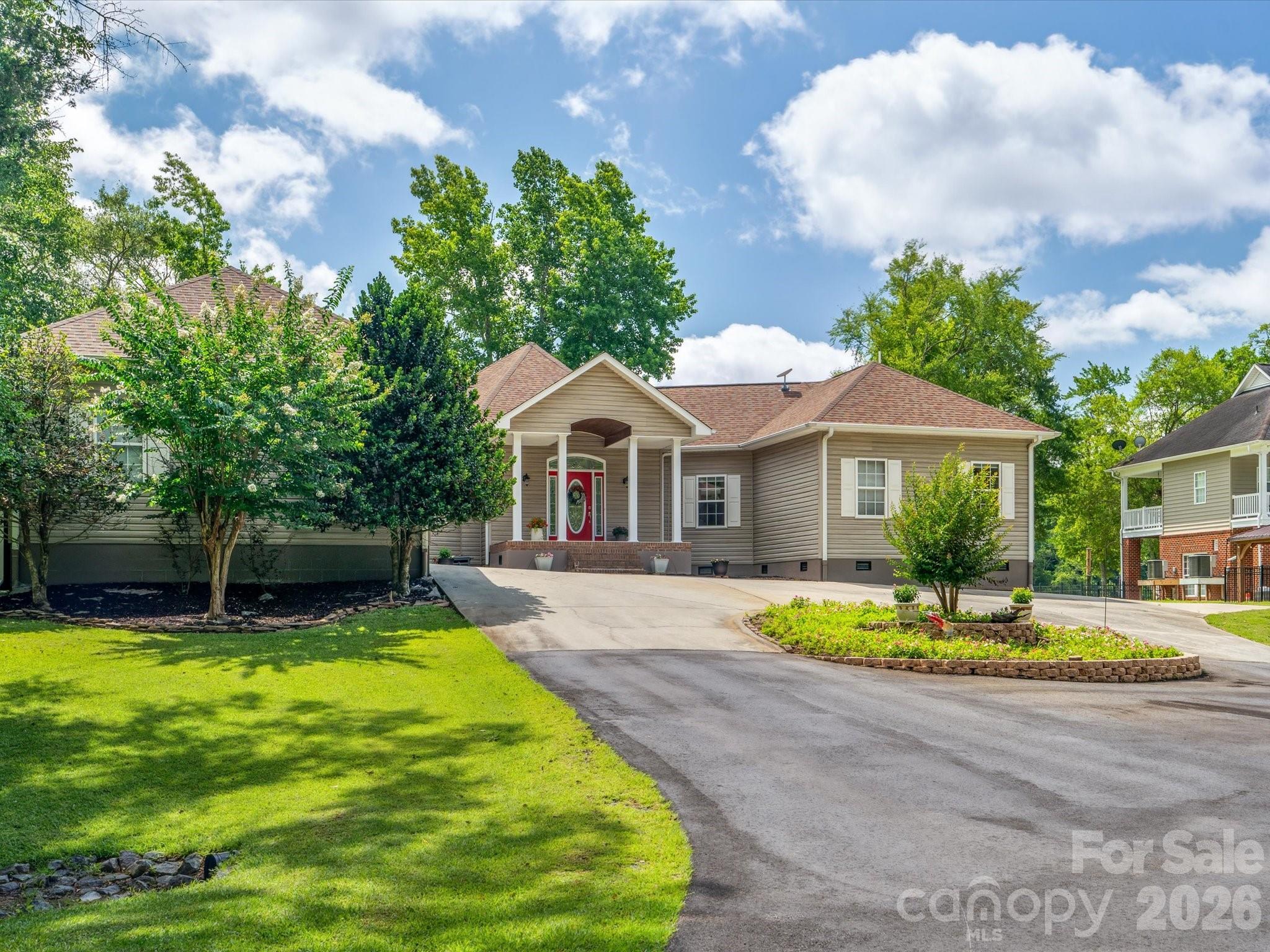 887 Living Waters Drive, Great Falls, SC - photo 27 of 47