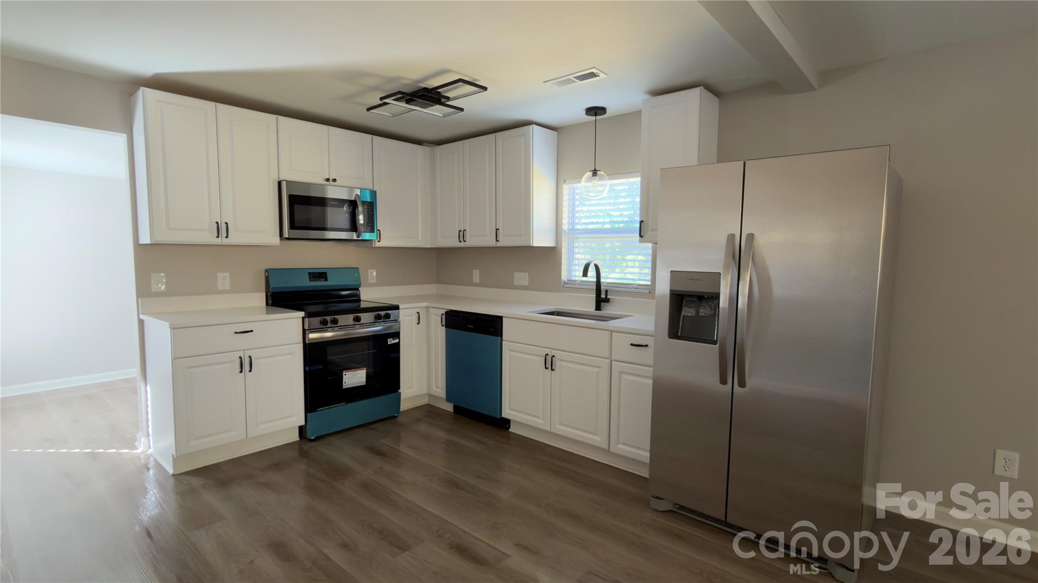 15 Groves Street, Cramerton, NC - photo 2 of 18