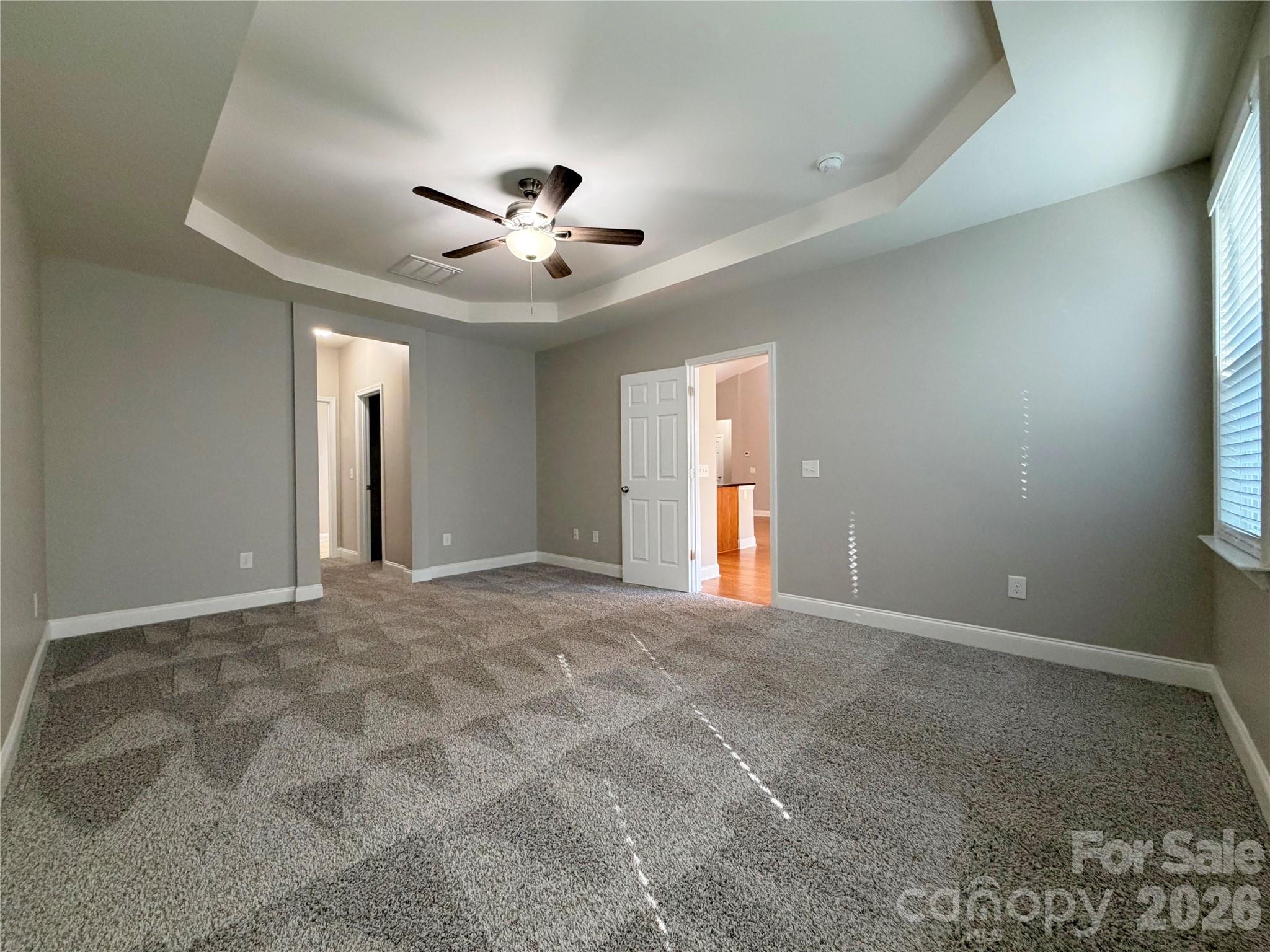Photo 18 of 10313 Woodview Circle, Charlotte, NC