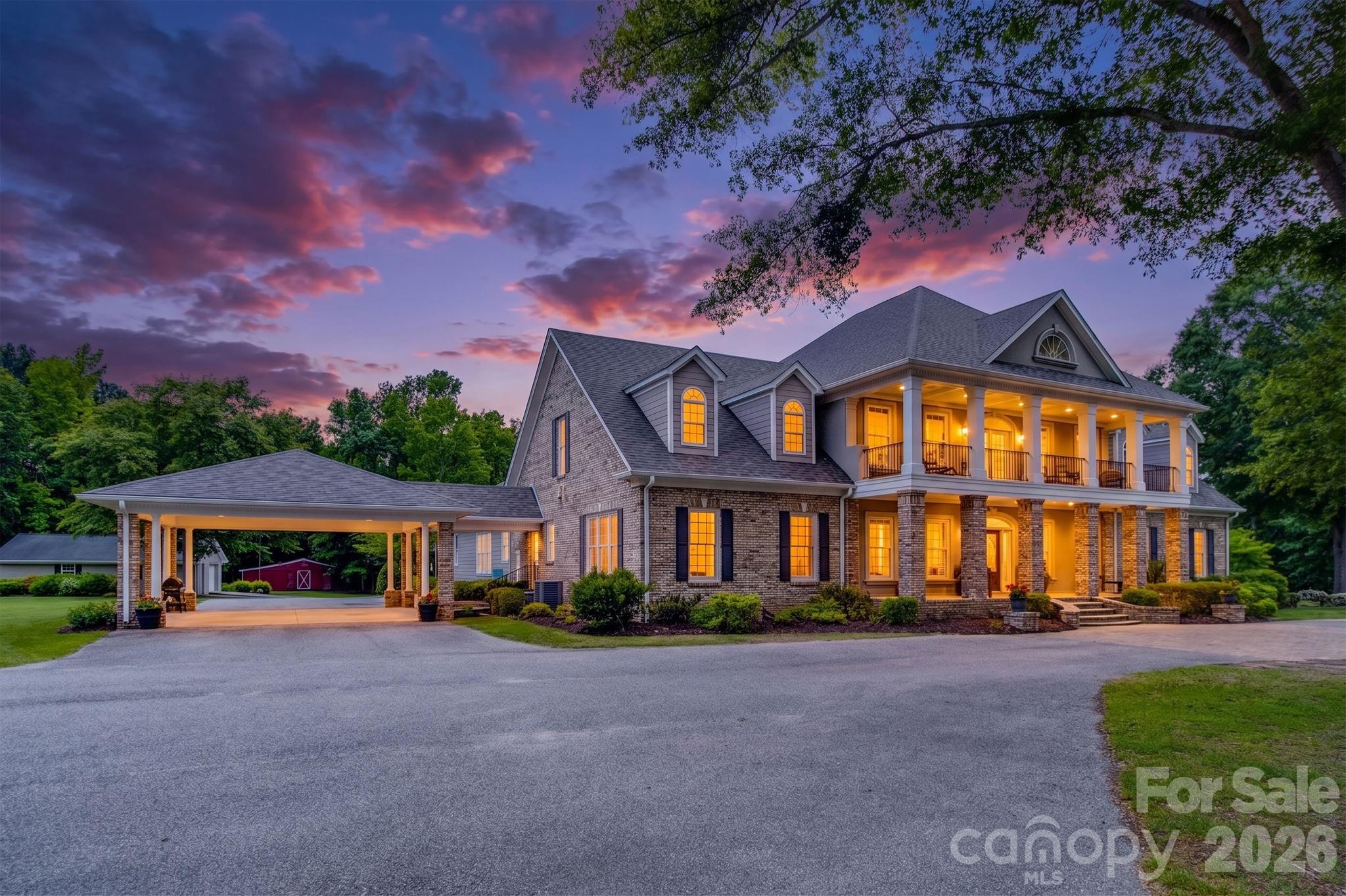 393 Youngs Bend Road, Kershaw, SC - photo 2 of 49
