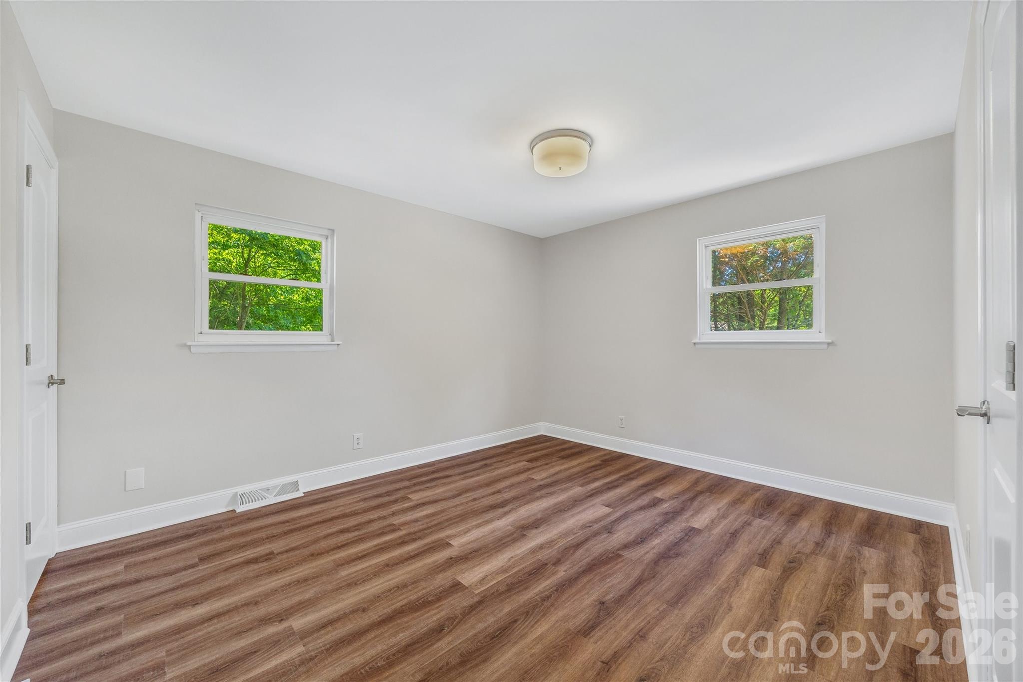 Photo 19 of 2111 Shalimar Drive, Charlotte, NC