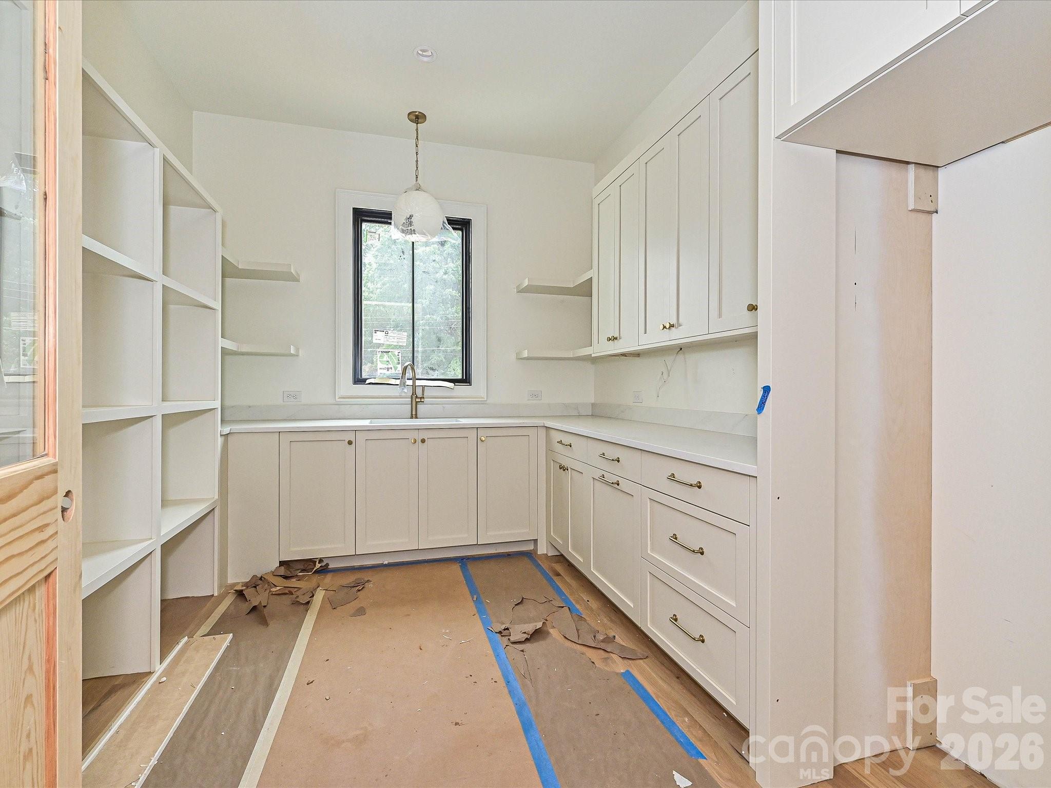 1329 Bevis Drive, Charlotte, NC - photo 8 of 45