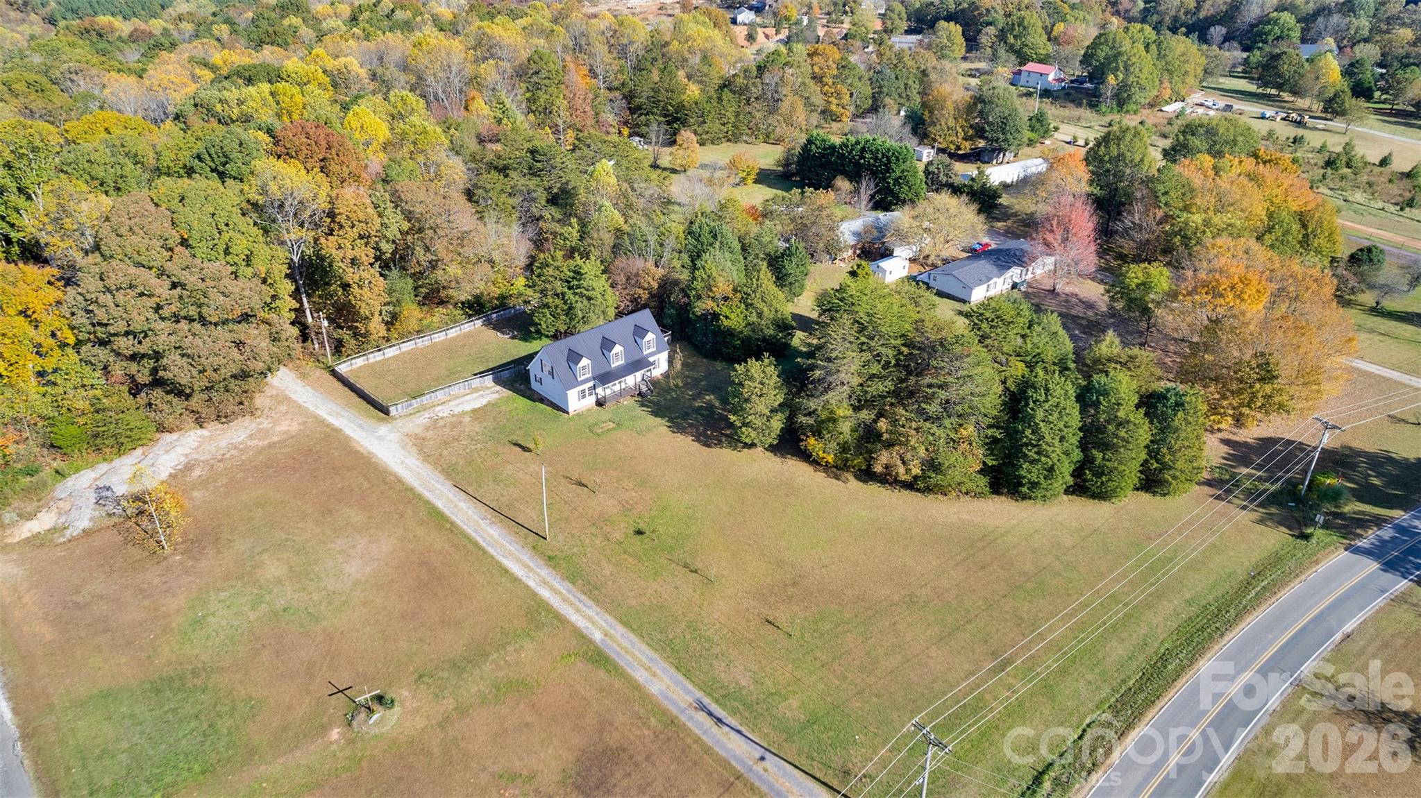 Photo 4 of 513 Weathers Creek Road, Troutman, NC