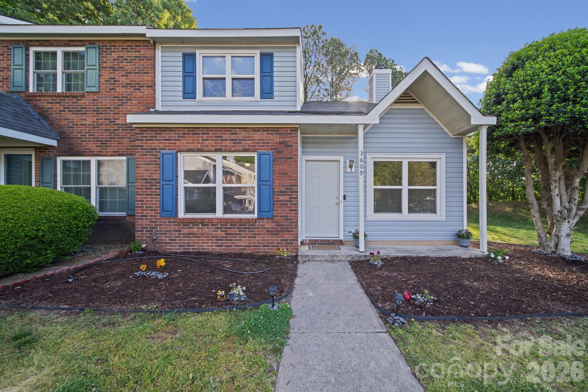 Home for sale at 3609 Huyton Court, Charlotte, NC — photo 1 of 23