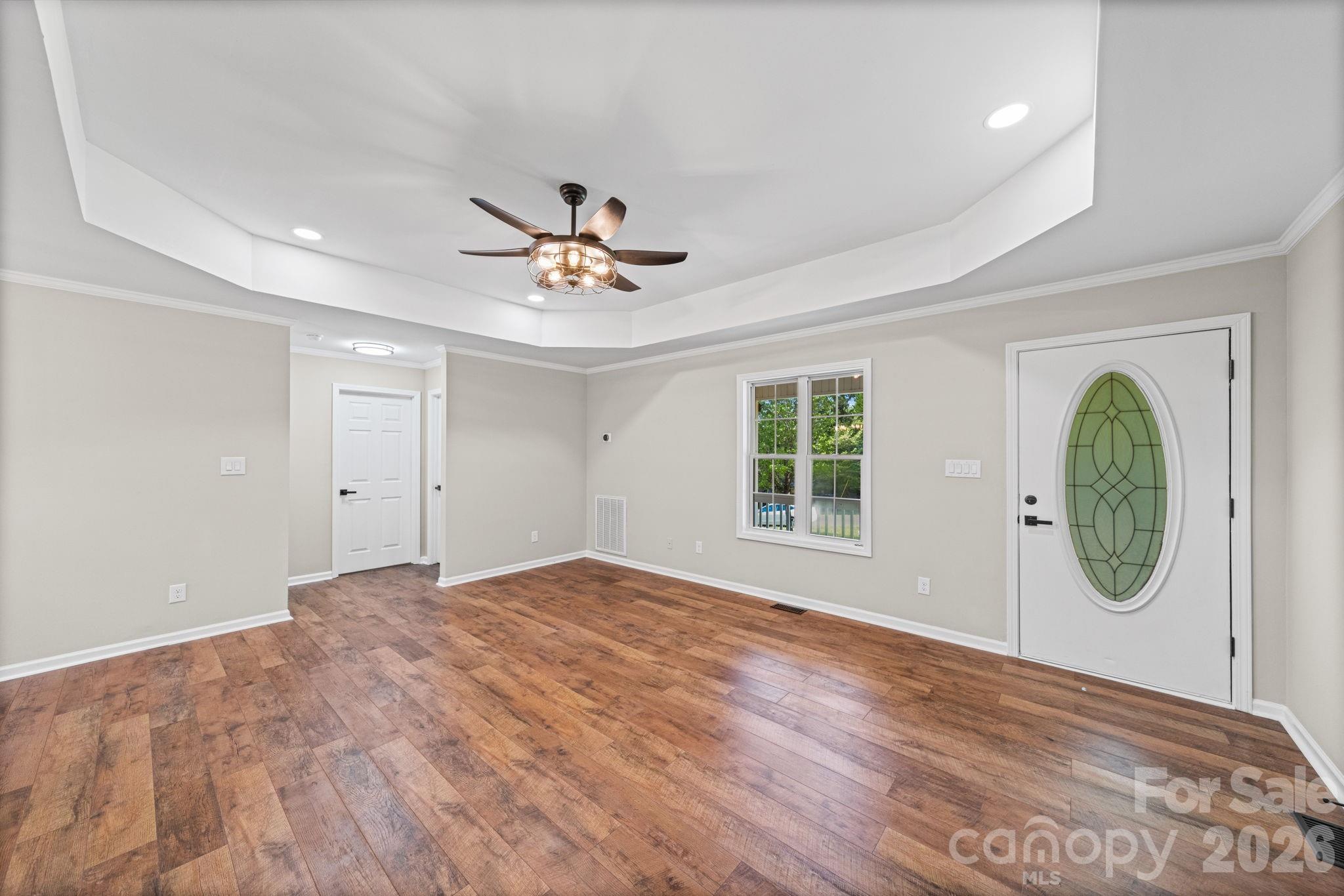 Photo 2 of 2327 Sunset Drive, Gastonia, NC