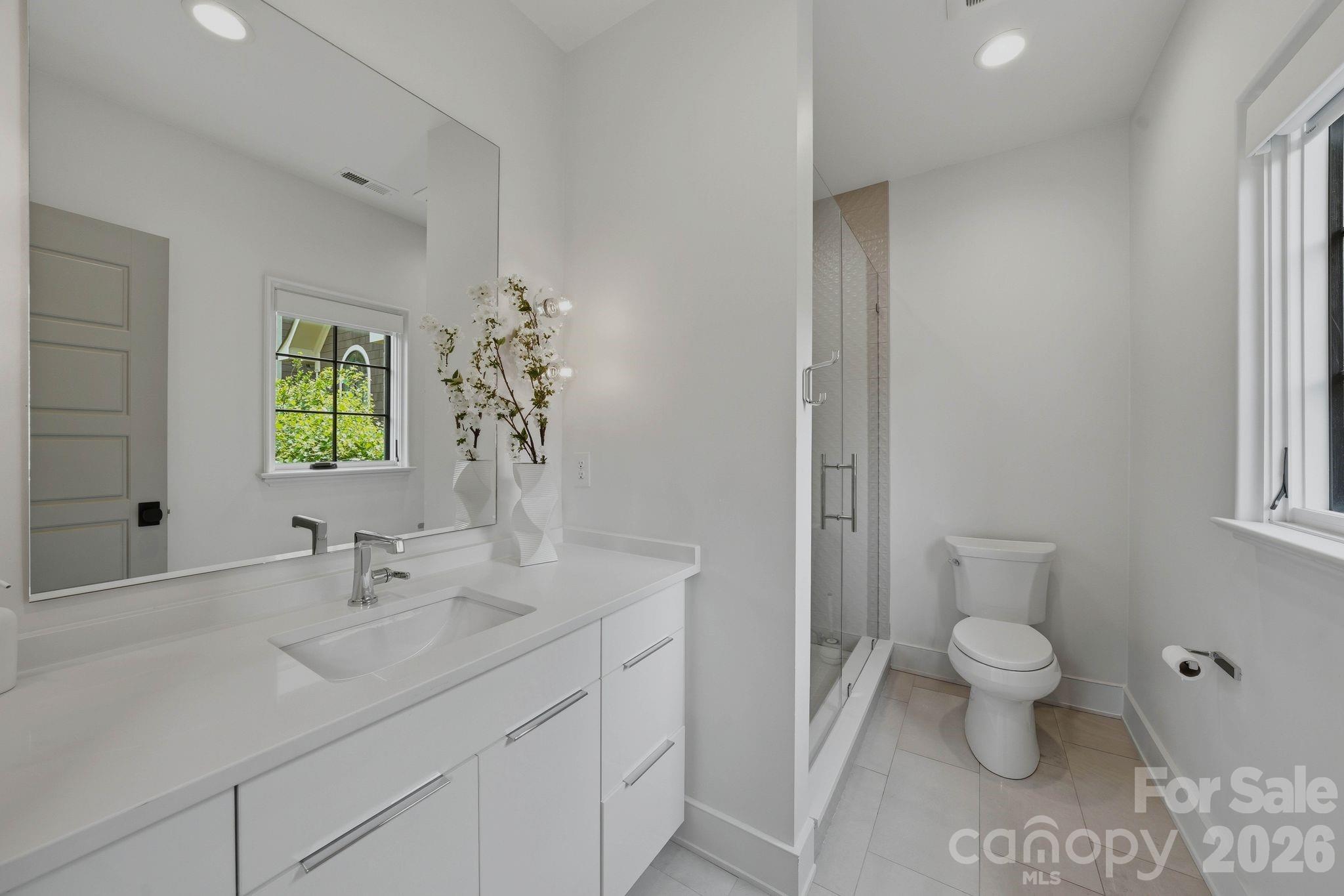Photo 32 of 1919 Shoreham Drive, Charlotte, NC