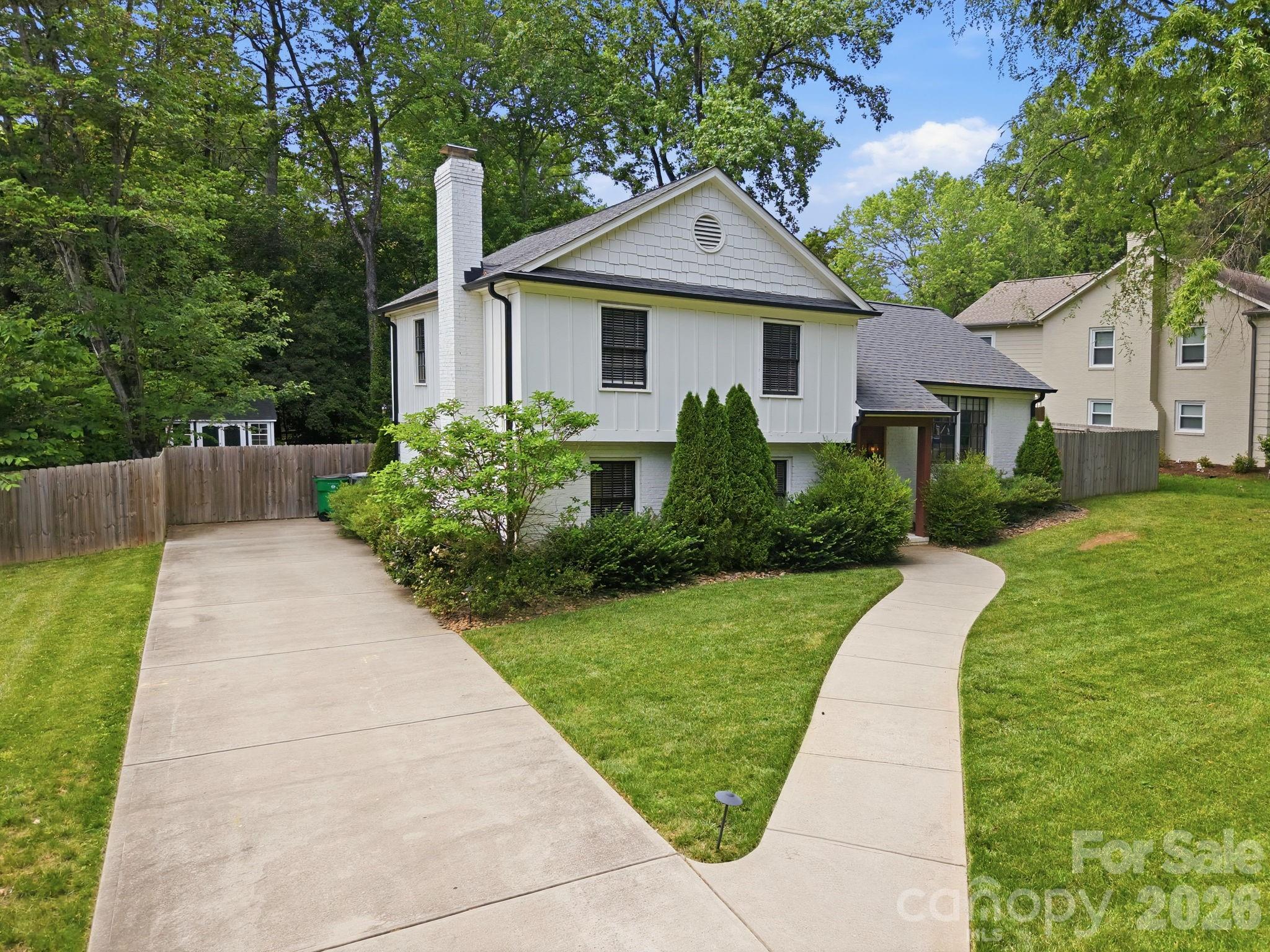 Photo 40 of 1325 Braeburn Road, Charlotte, NC