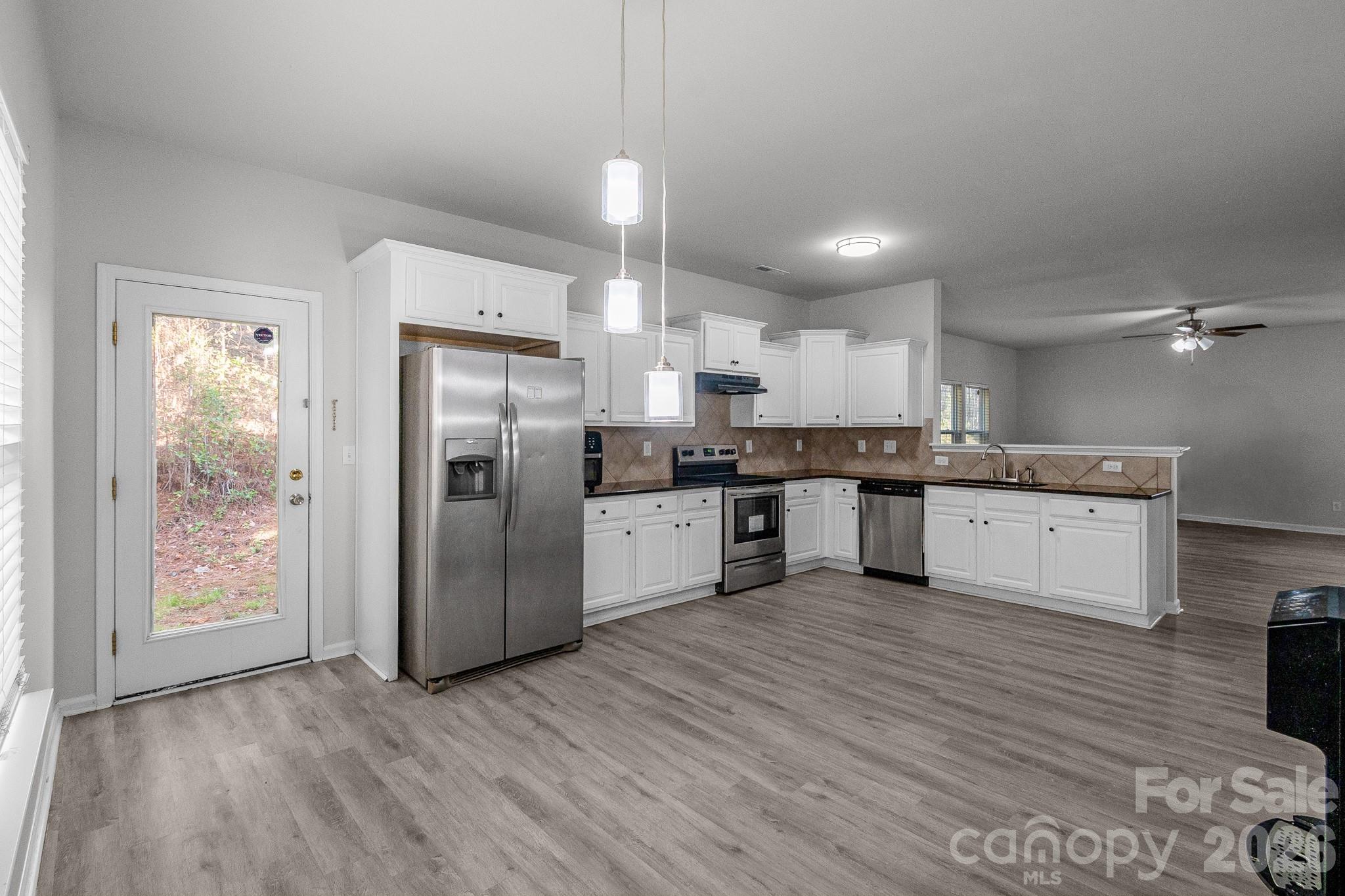 Photo 13 of 3308 Lemongrass Lane, Charlotte, NC