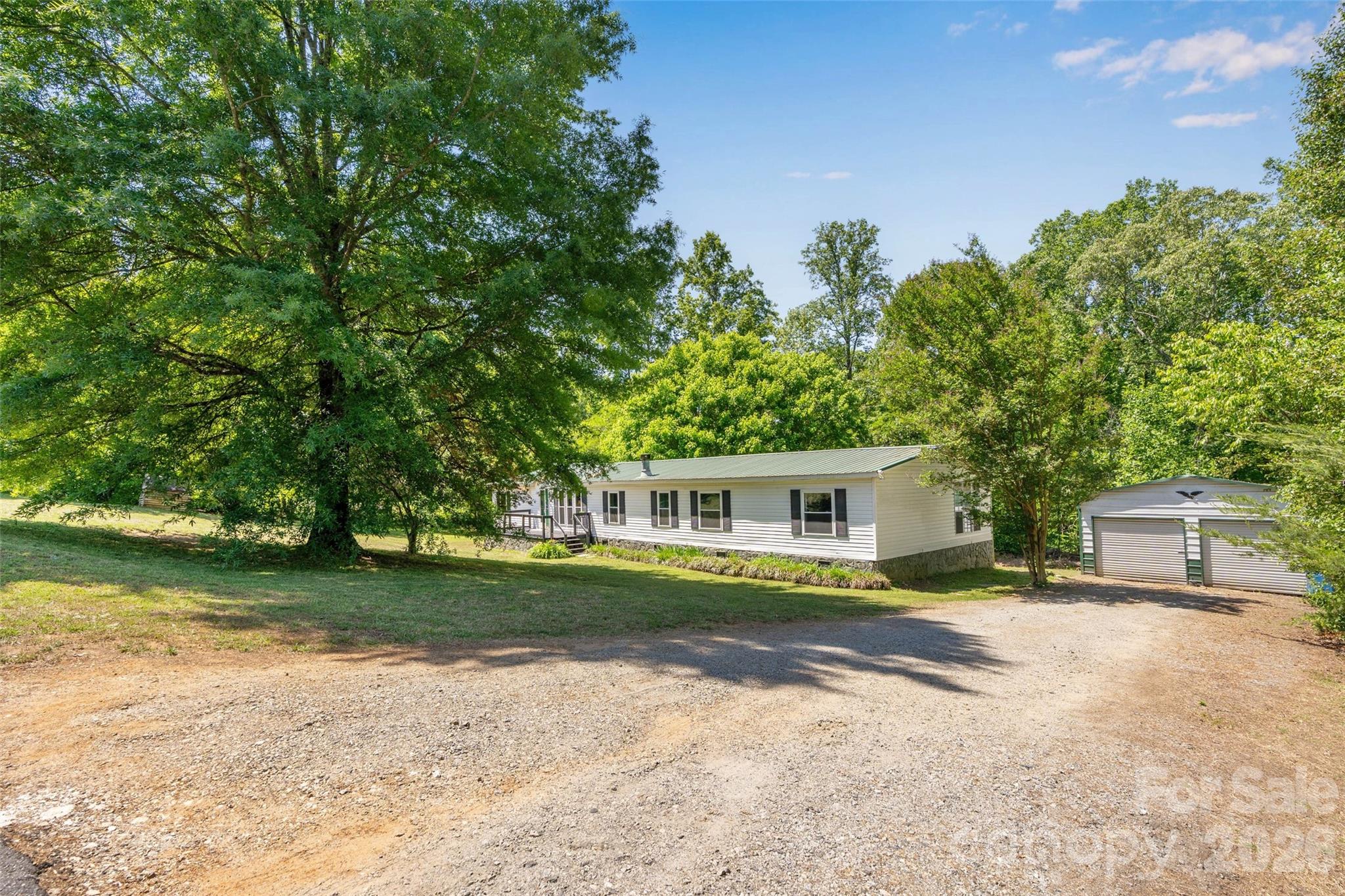 Photo 4 of 5029 Mundy Lane, Denver, NC