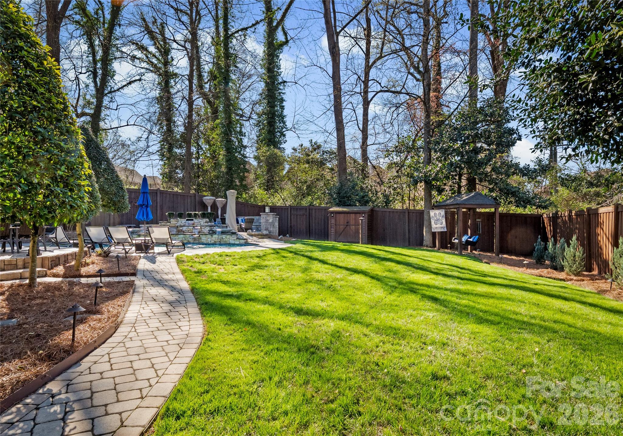 Photo 32 of 141 Sardis Lane, Charlotte, NC