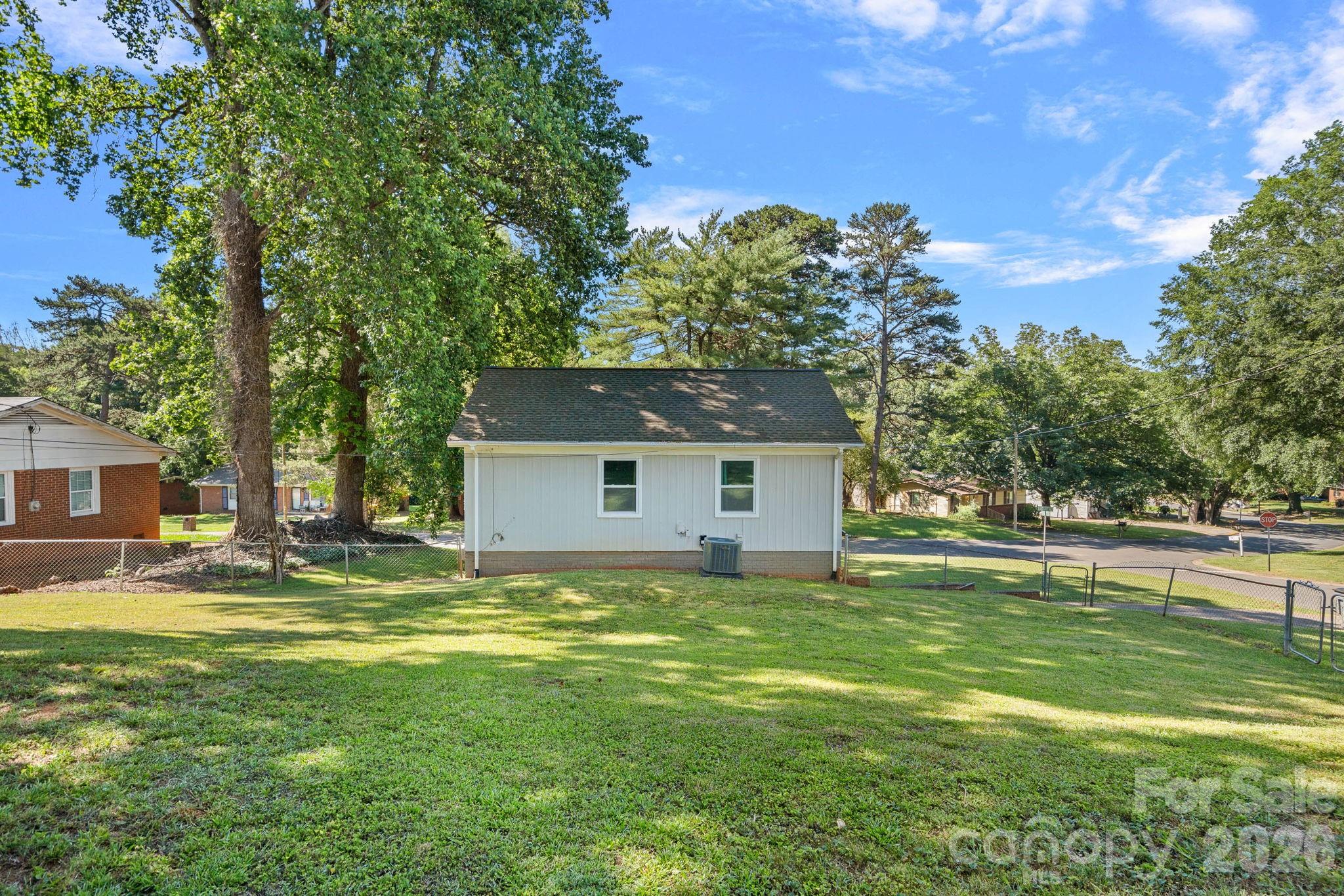 Photo 18 of 5662 Coulee Place, Charlotte, NC