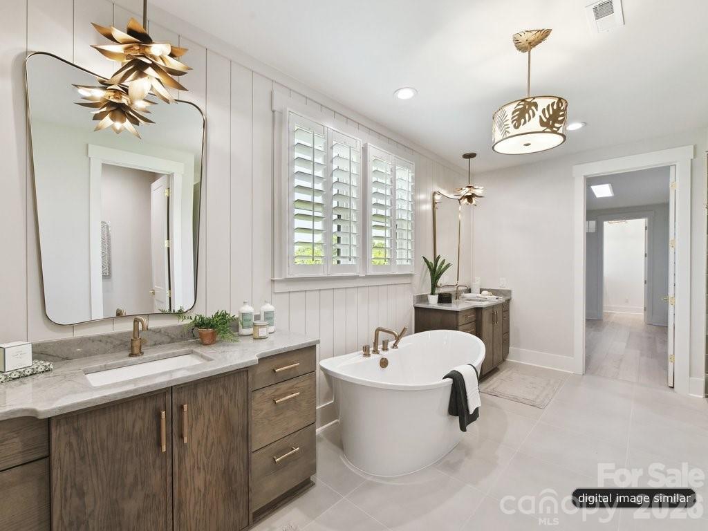 Photo 32 of 3133 Country Club Drive, Charlotte, NC