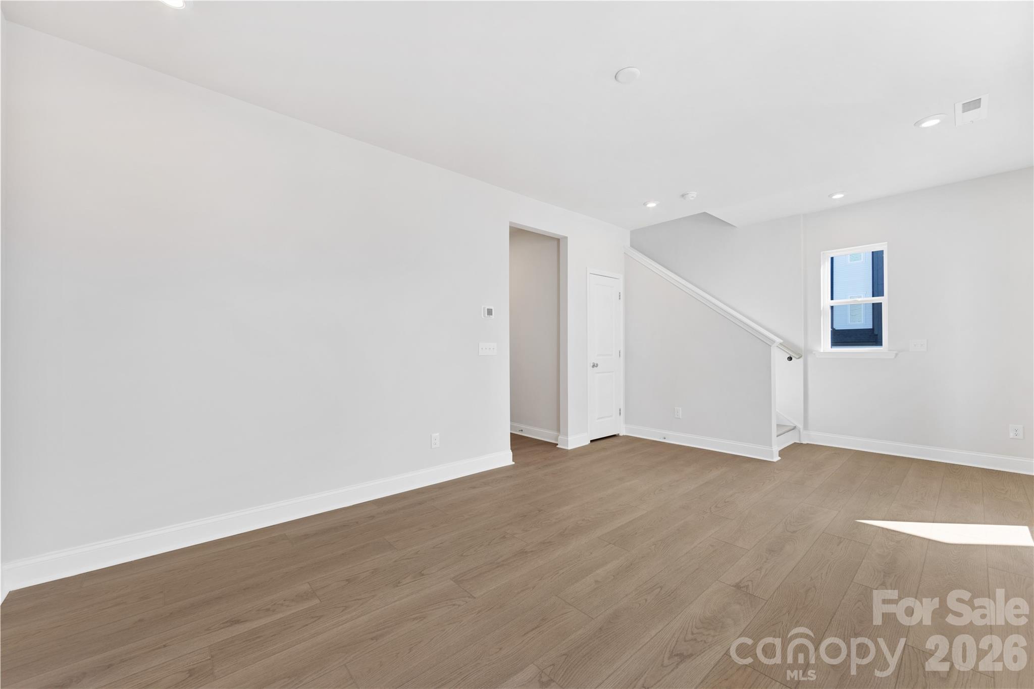 Photo 34 of 905 Archway Lane, Charlotte, NC