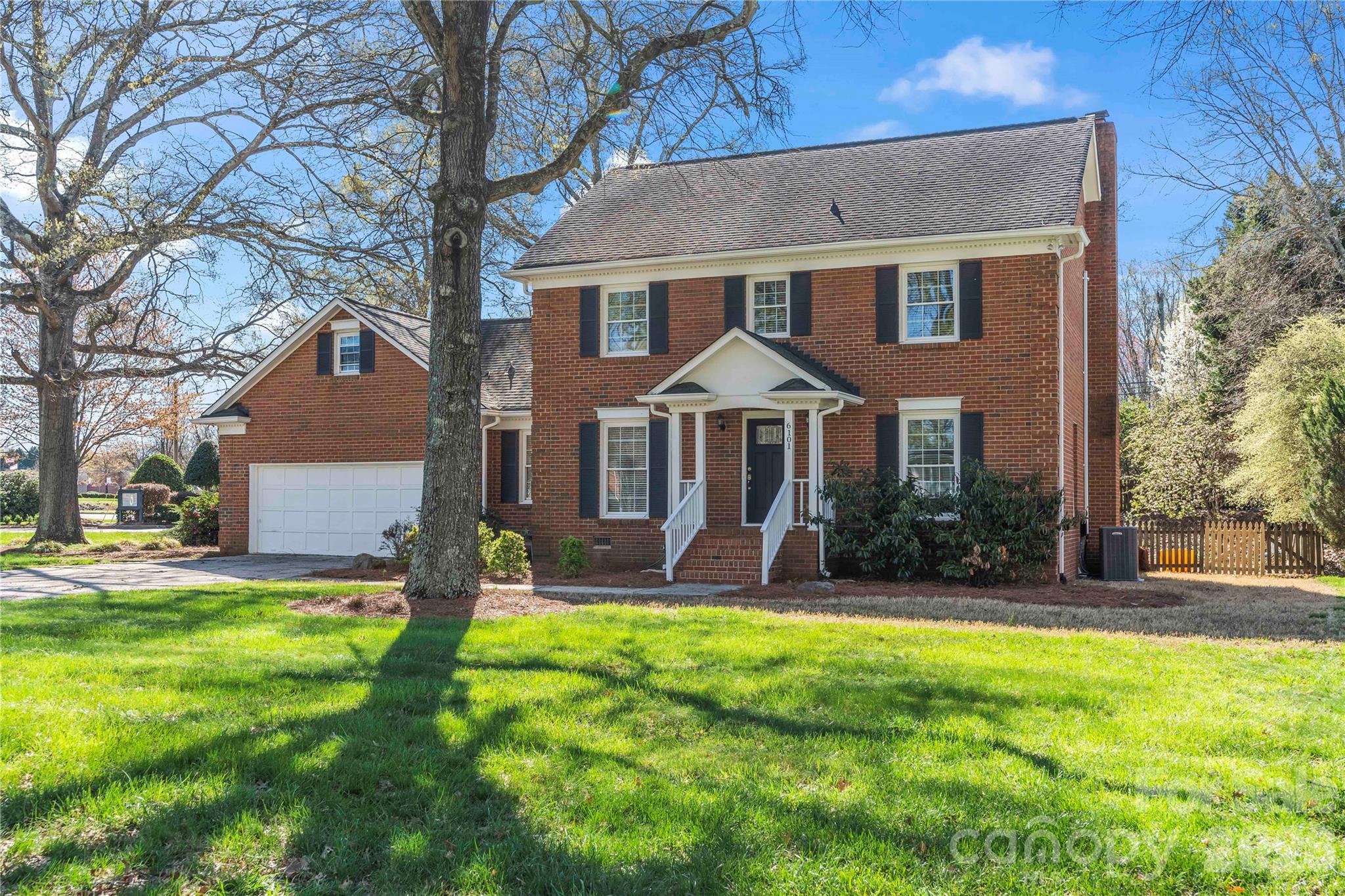 Photo 4 of 6101 Boykin Spaniel Road, Charlotte, NC