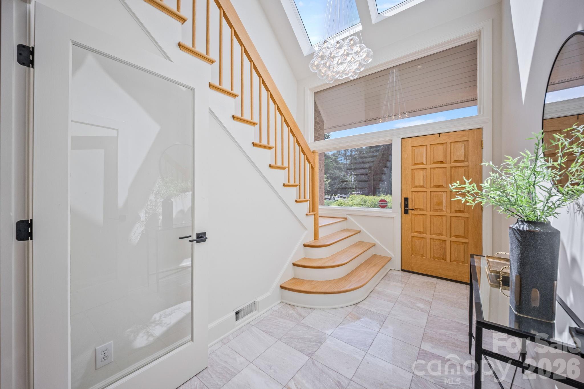Photo 2 of 5901 Marsailles Court, Charlotte, NC