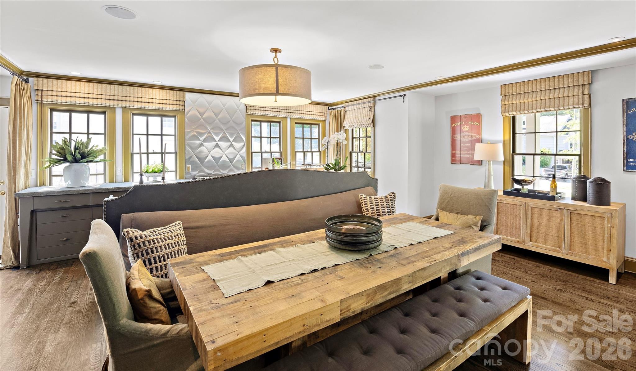 208 Wales Avenue, Charlotte, NC - photo 7 of 33