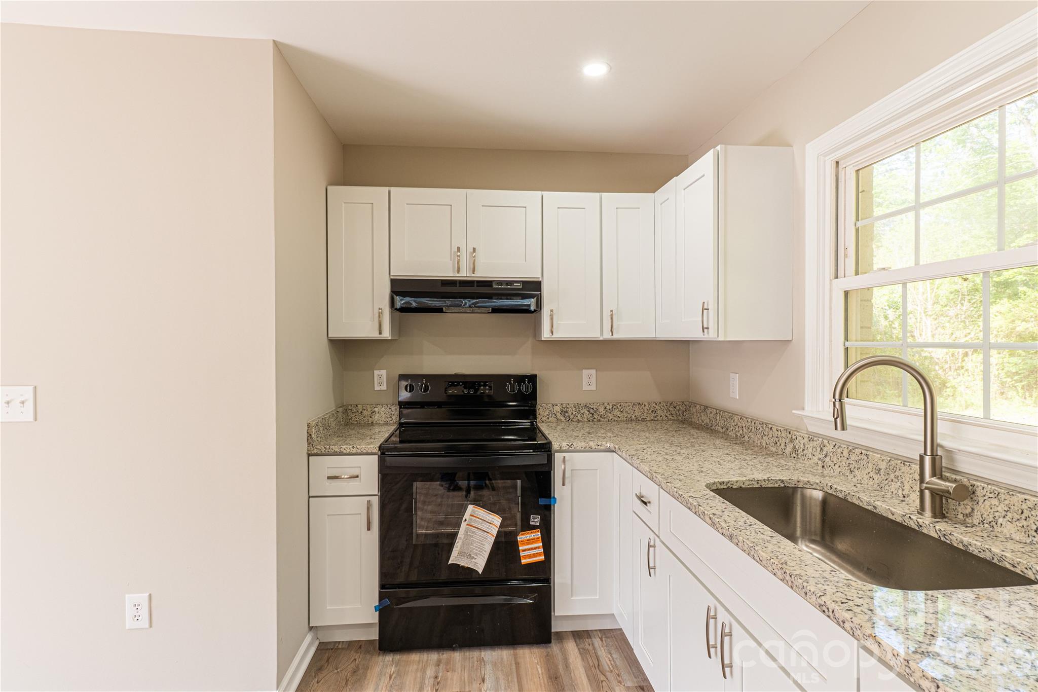 213 Washington Street, Wingate, NC - photo 9 of 25