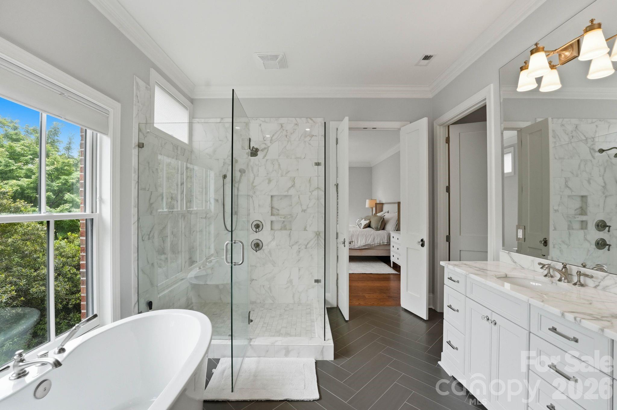 Photo 31 of 2312 Selwyn Avenue202, Charlotte, NC