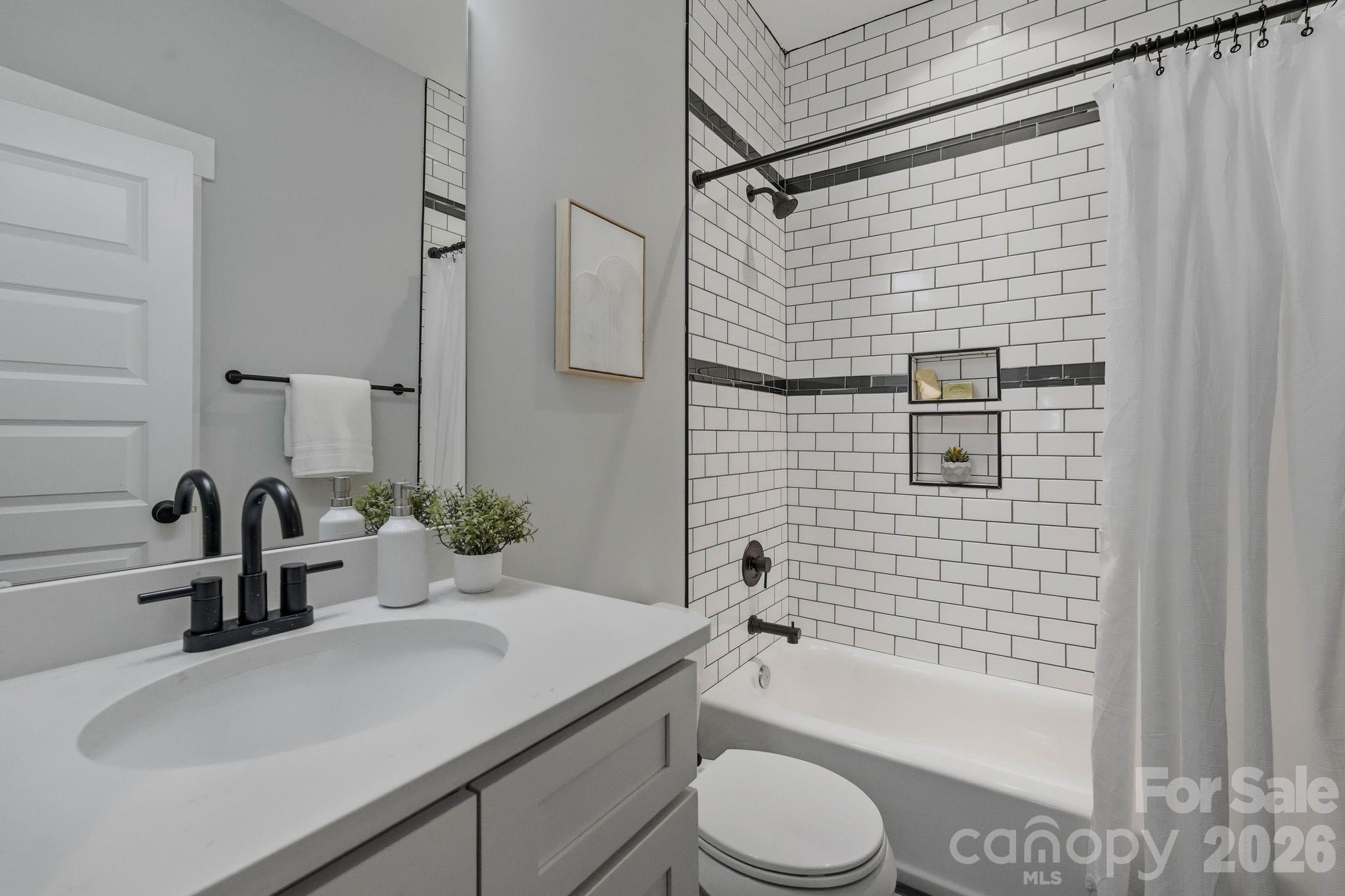 Photo 32 of 1416 Parkwood Avenue, Charlotte, NC