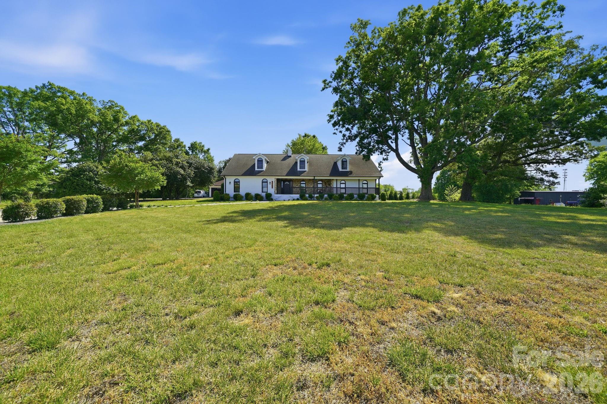 Photo 3 of 5009 Hemby Road, Matthews, NC