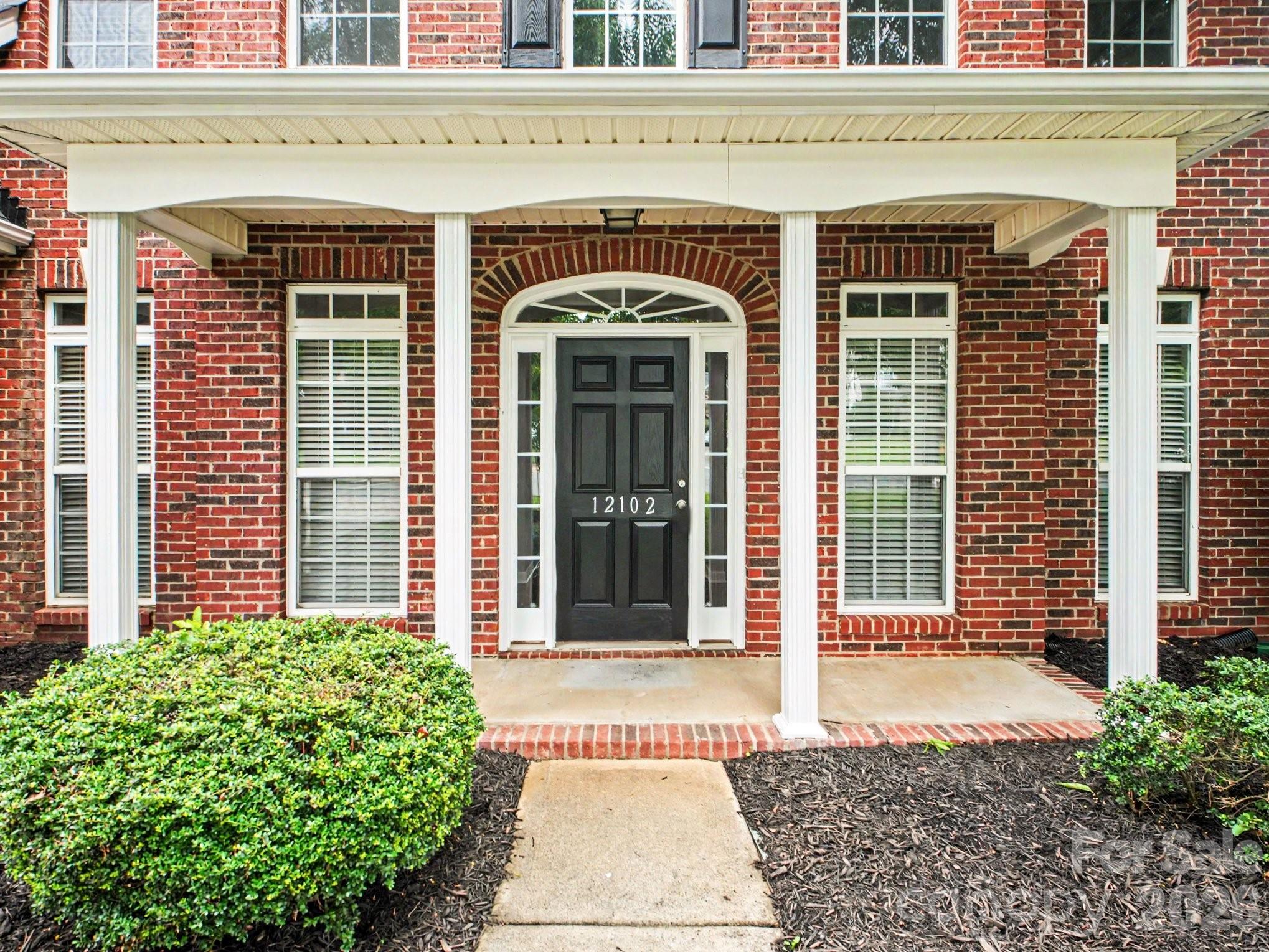Photo 4 of 12102 Hampton Place Drive, Charlotte, NC