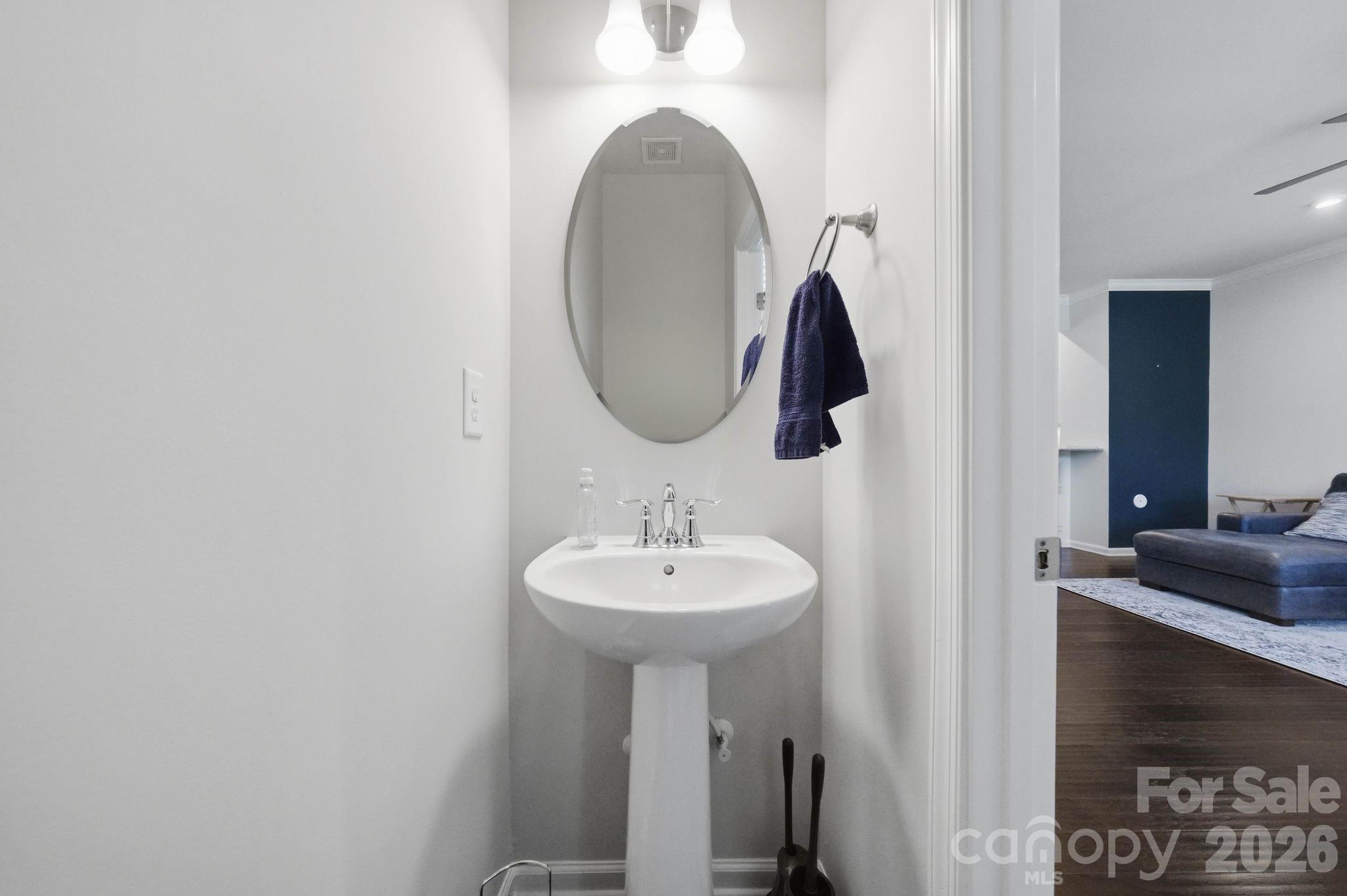 1221 Queen Lyon Court, Charlotte, NC - photo 26 of 46