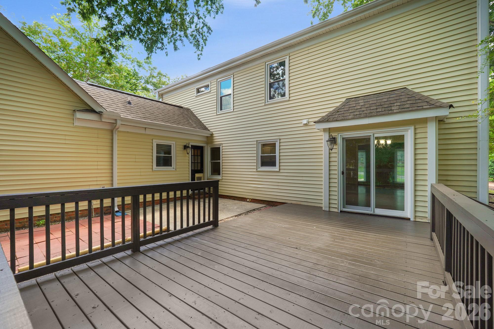 Home for sale at 2106 Caleo Circle, Charlotte, NC — photo 35 of 42