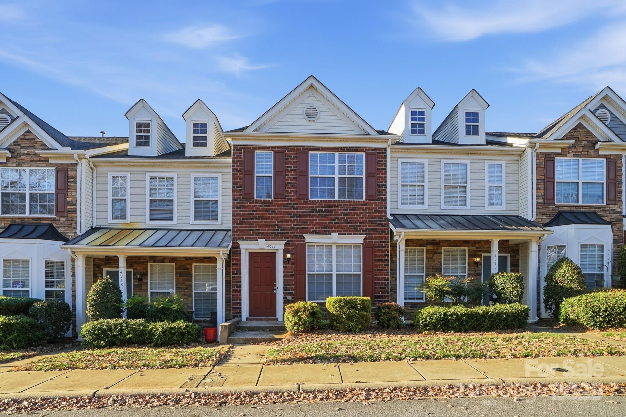 Home for sale at 4944 Kotlik Drive, Charlotte, NC — photo 1 of 33