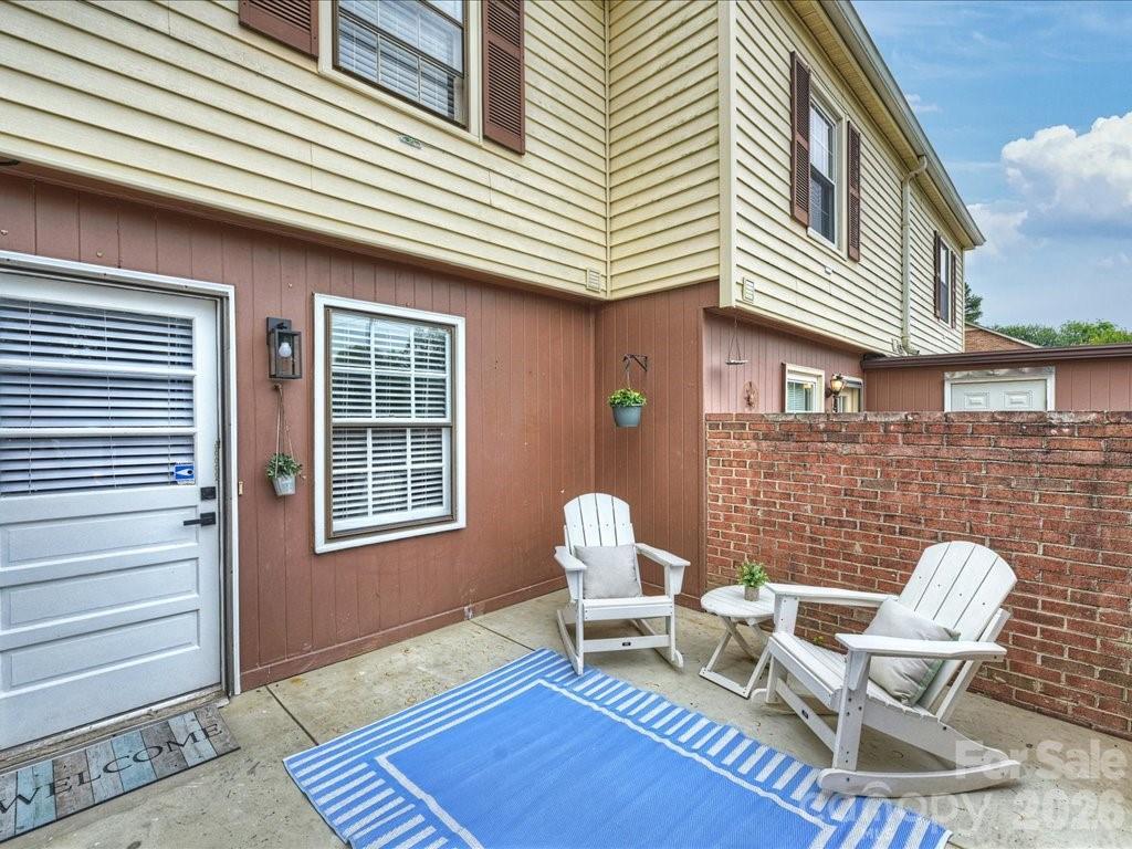 Photo 19 of 6810 Farmingdale Drive, Charlotte, NC
