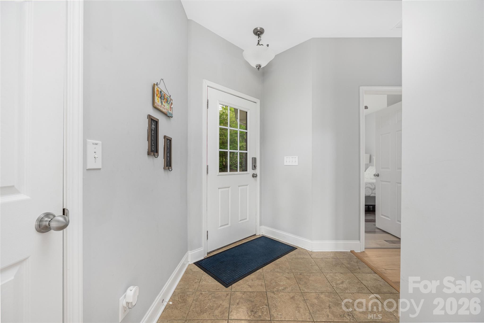 Photo 3 of 1325 Lytton Lane, Catawba, NC